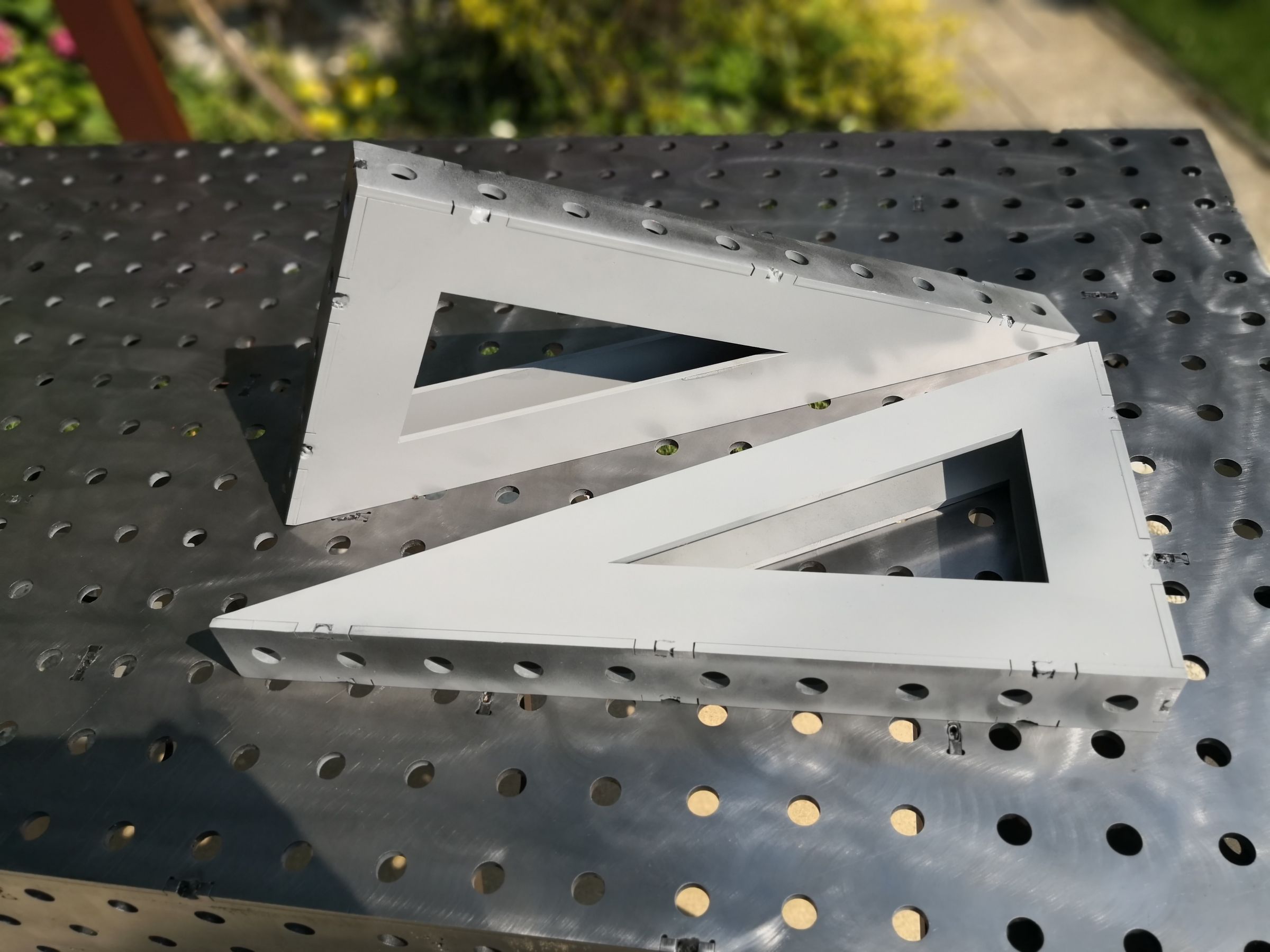 DIY Professional Grade Welding Table (with FREE Plans) : 9 Steps (with ...