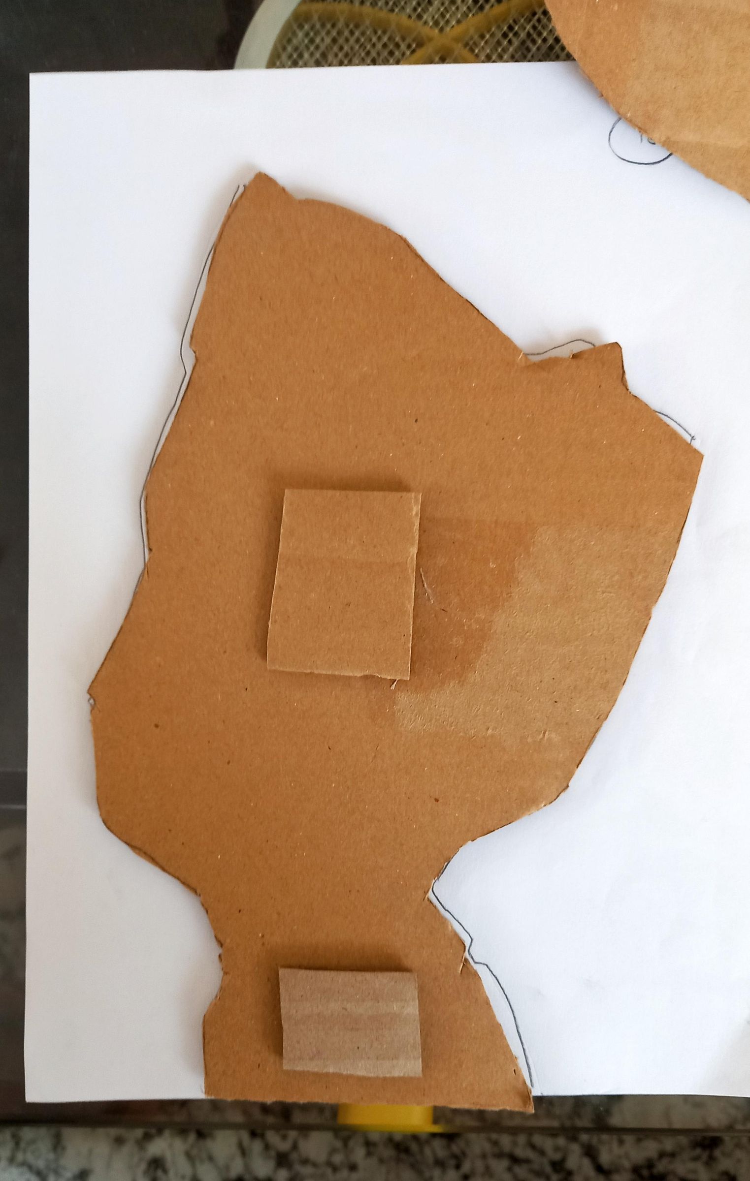 Handmade 3D Cardboard Groot Sculpture : 10 Steps (with Pictures) - Instructables