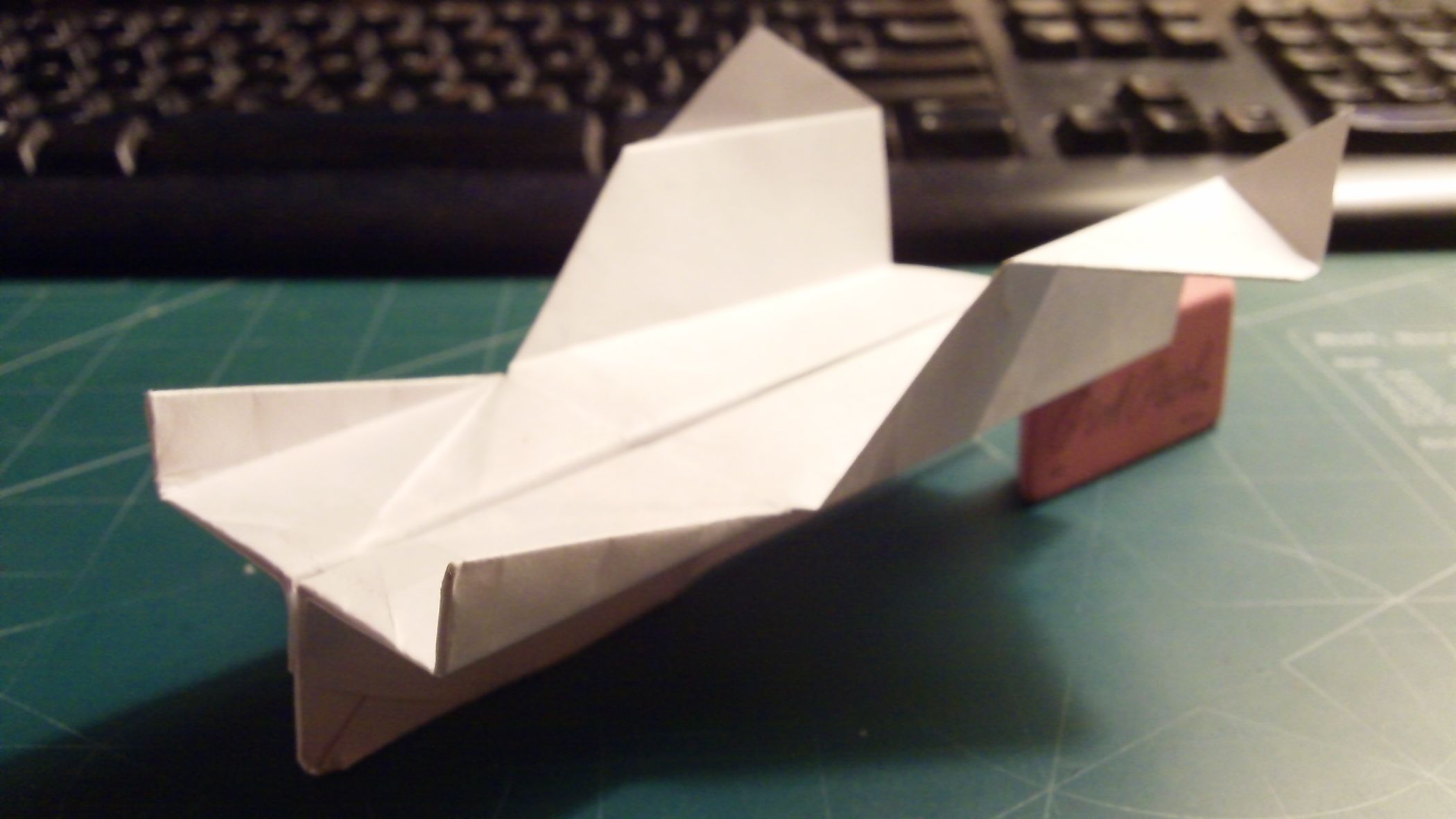 How to Make the SkyCharger Paper Airplane : 7 Steps - Instructables