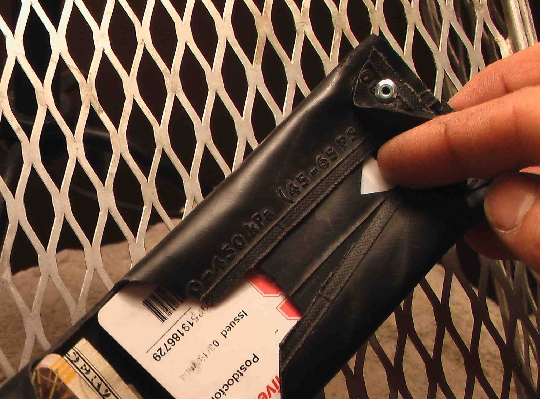 Knobby All Terrain Rubber Wallet With Optional Smack-lights : 6 Steps ...