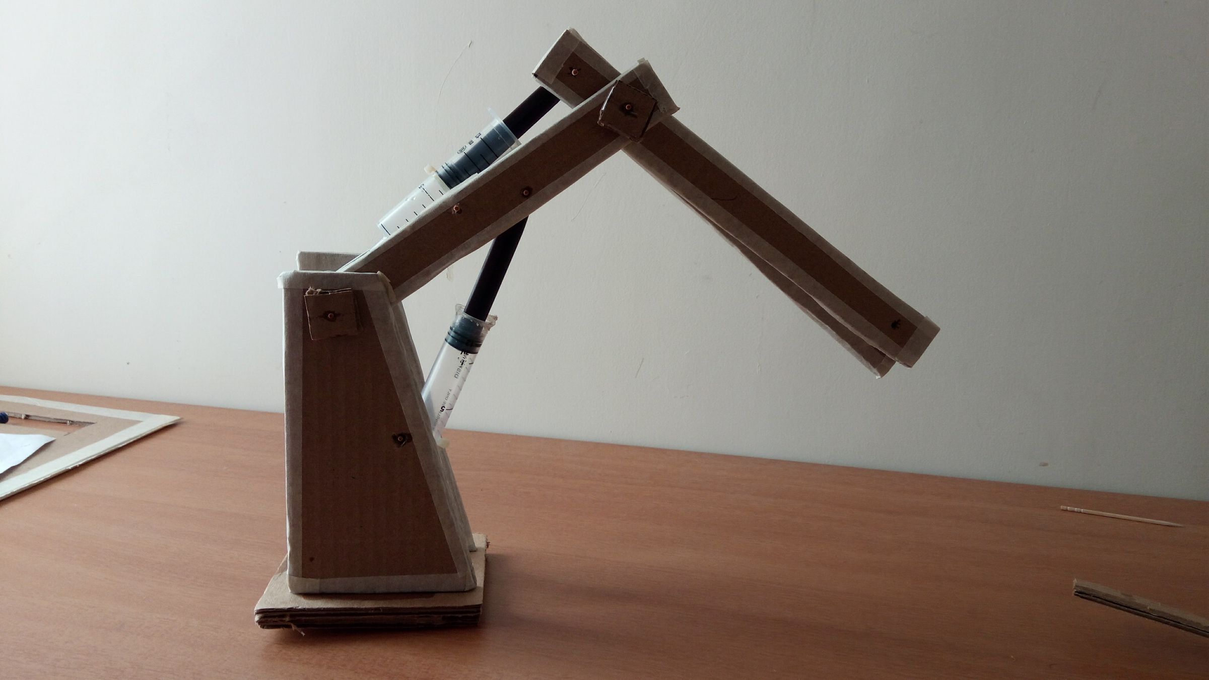 CARDBOARD Robotic Hydraulic Arm : 16 Steps (with Pictures) - Instructables