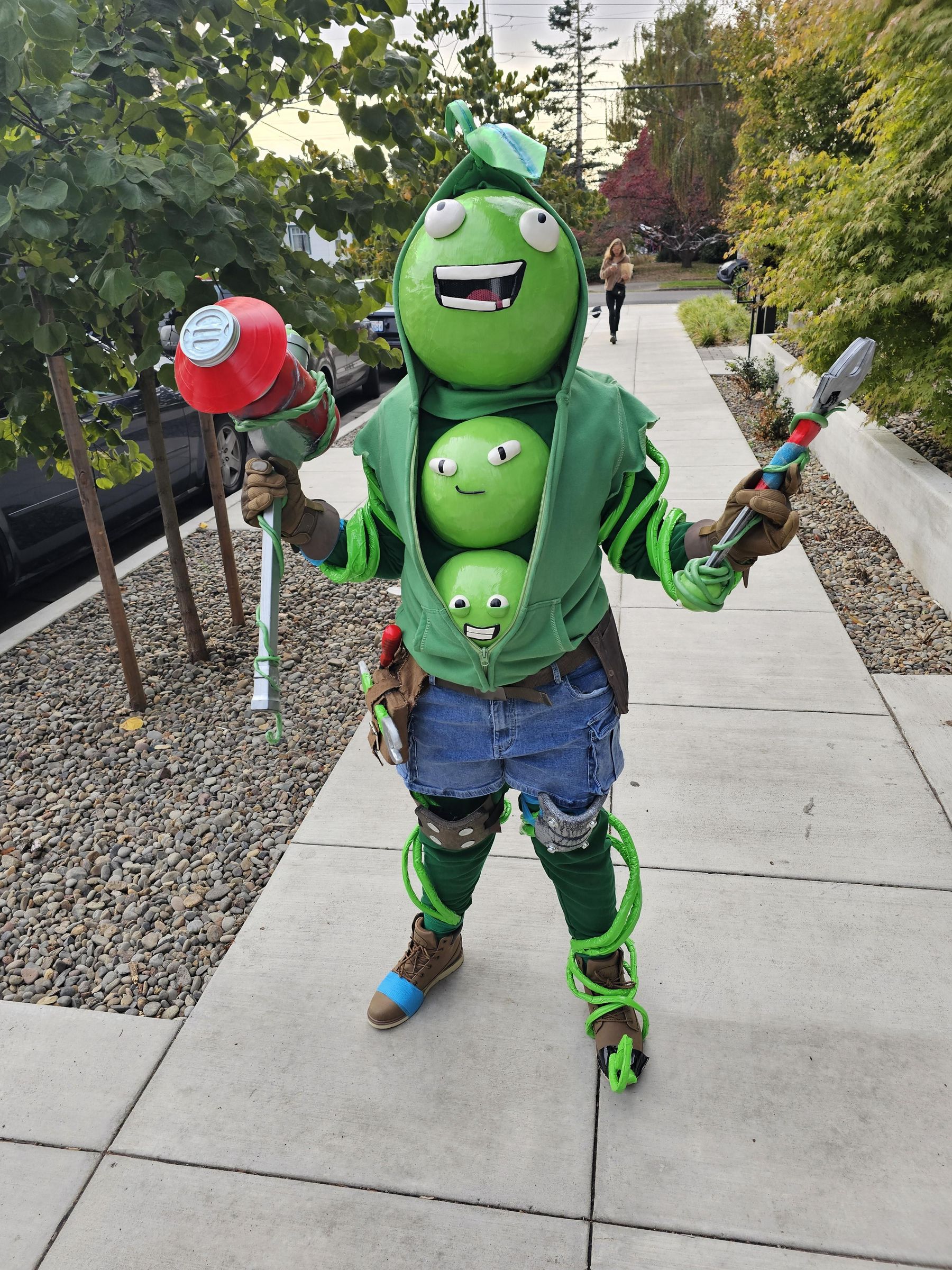 Fortnite Peabody Costume : 9 Steps (with Pictures) - Instructables