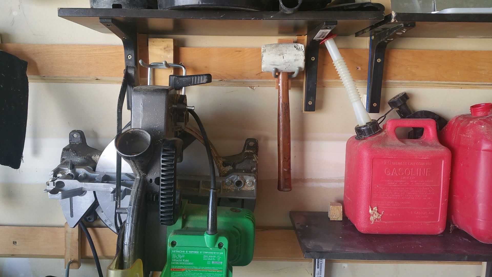 Organize Your Workshop With Low Cost Modular Shelving (AKA the French ...