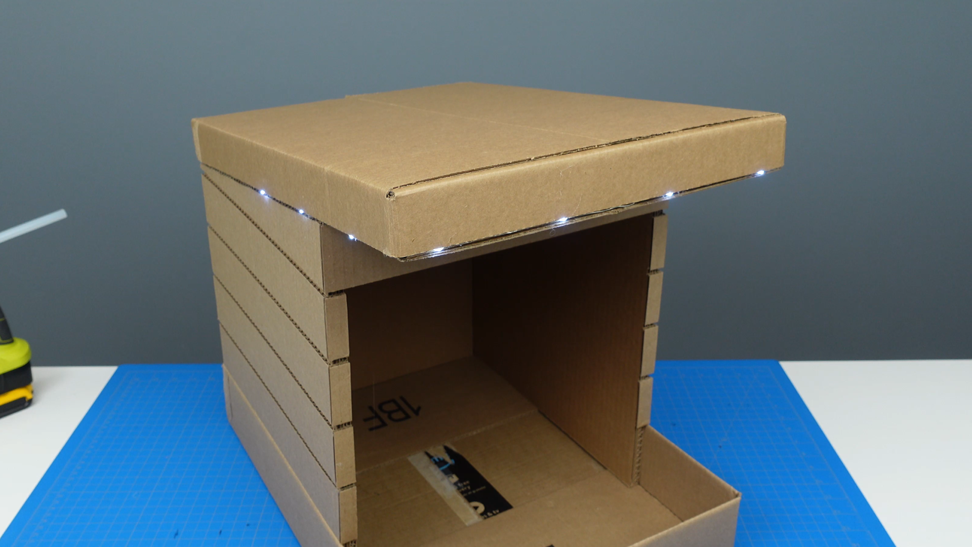 Modern Cardboard Pet House for Cats 🐱 : 11 Steps (with Pictures ...