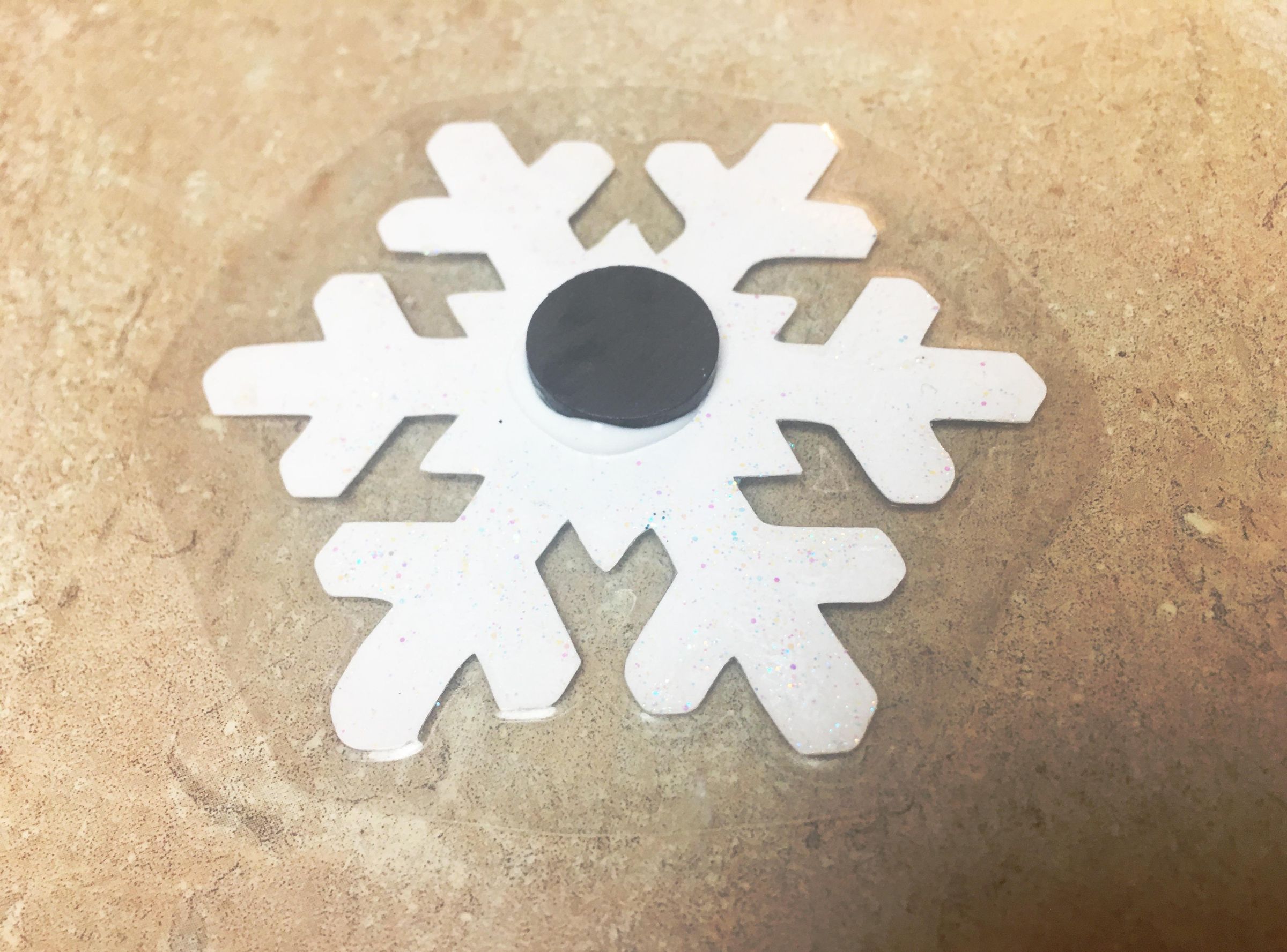 Snowflake Magnets for Your Front Door : 8 Steps (with Pictures ...