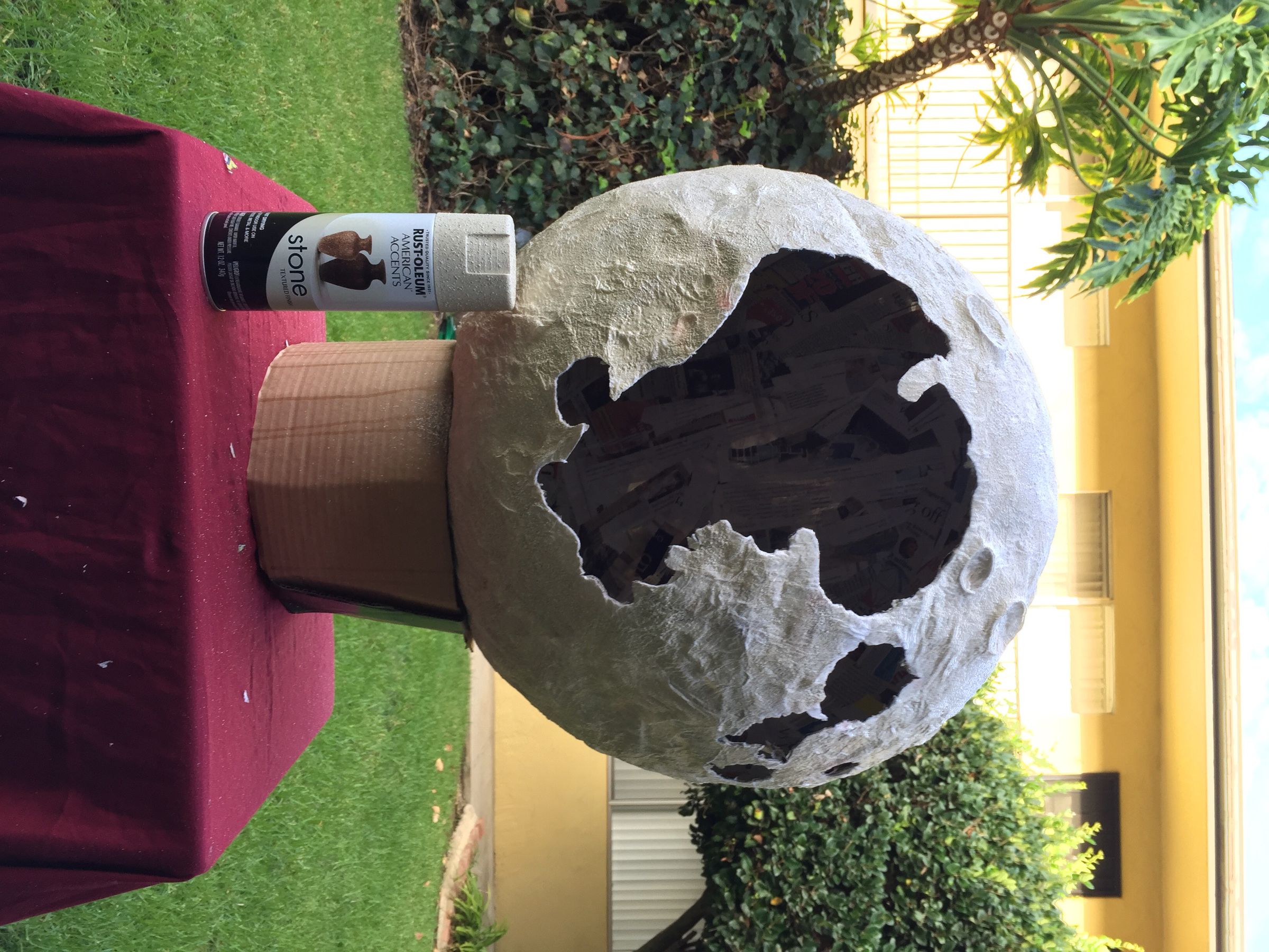 Moon (toilet Paper Mâché) : 9 Steps (with Pictures) - Instructables