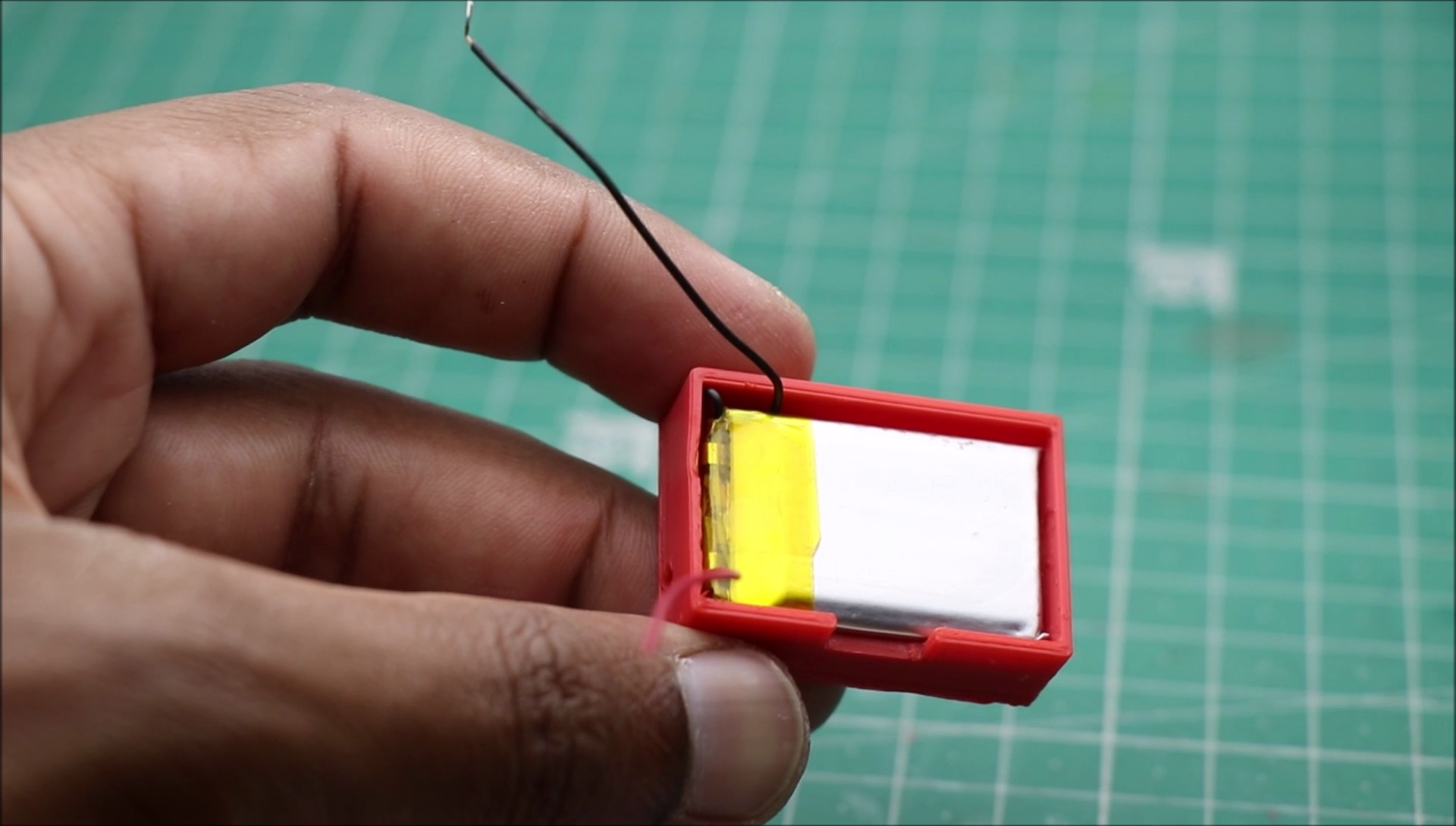 How to Make Mini Rechargeable Powerful LED Light : 8 Steps (with ...