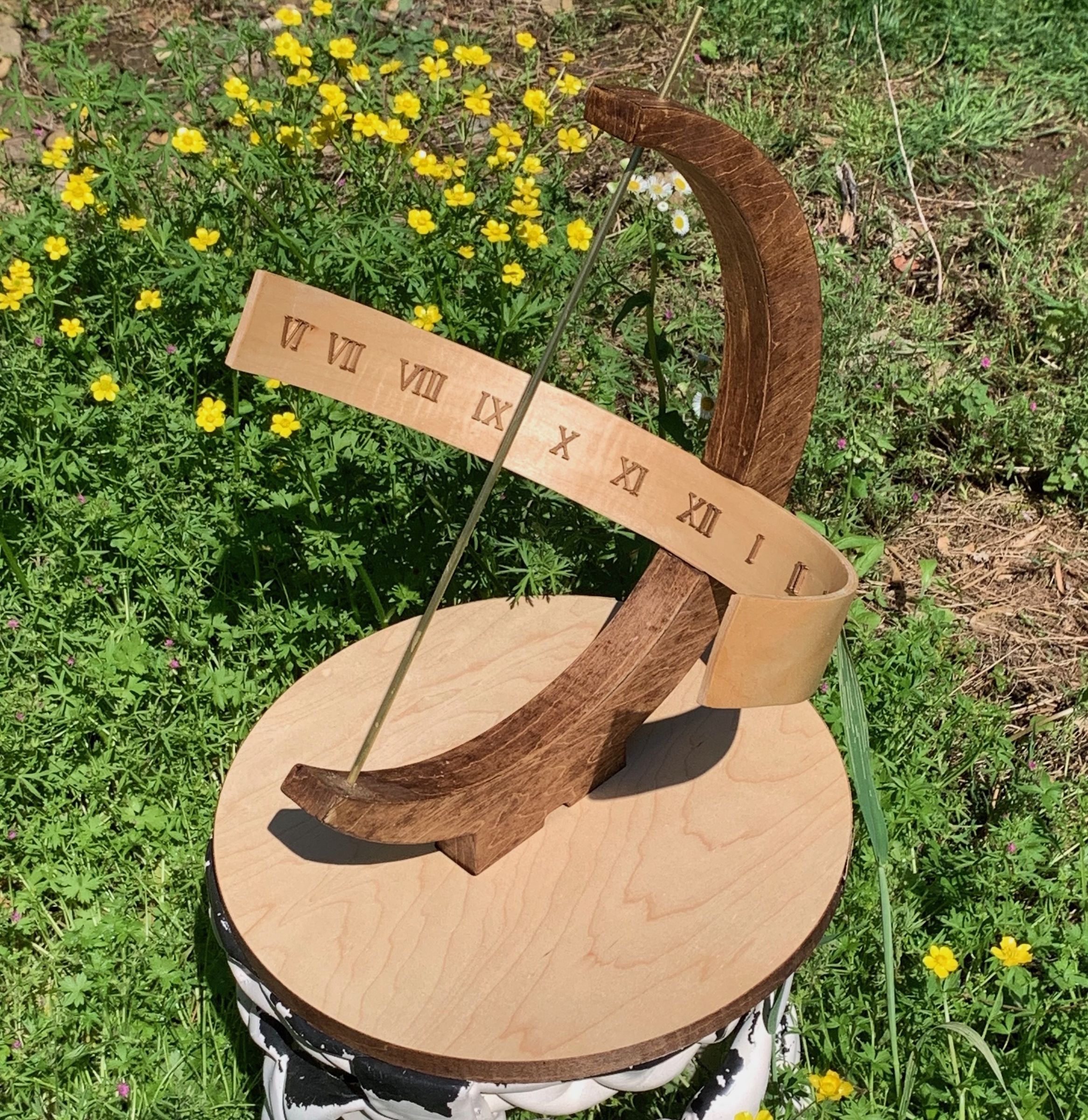 The Equatorial Sundial : 8 Steps (with Pictures) - Instructables