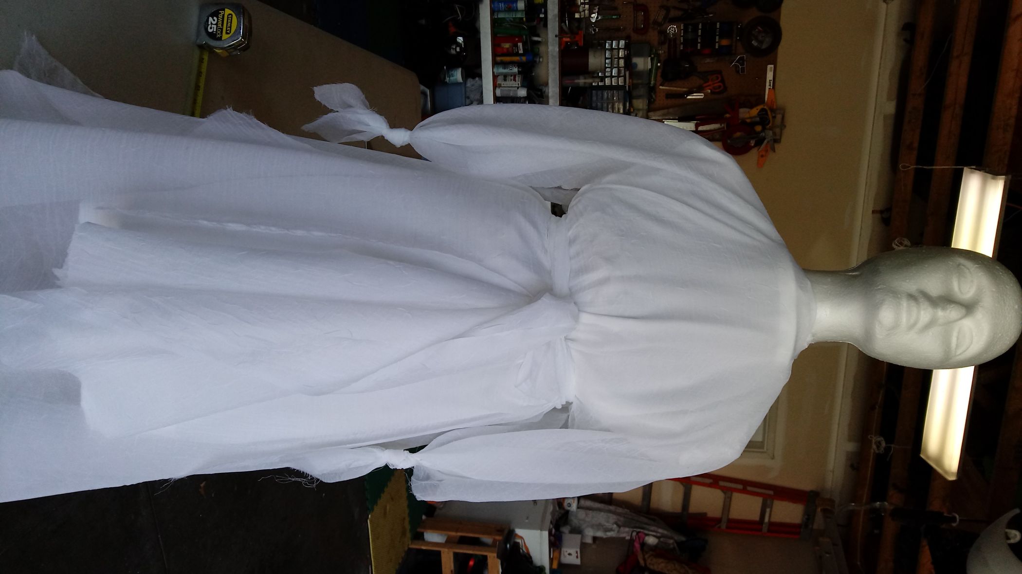 Ghost Girl(s) : 7 Steps (with Pictures) - Instructables