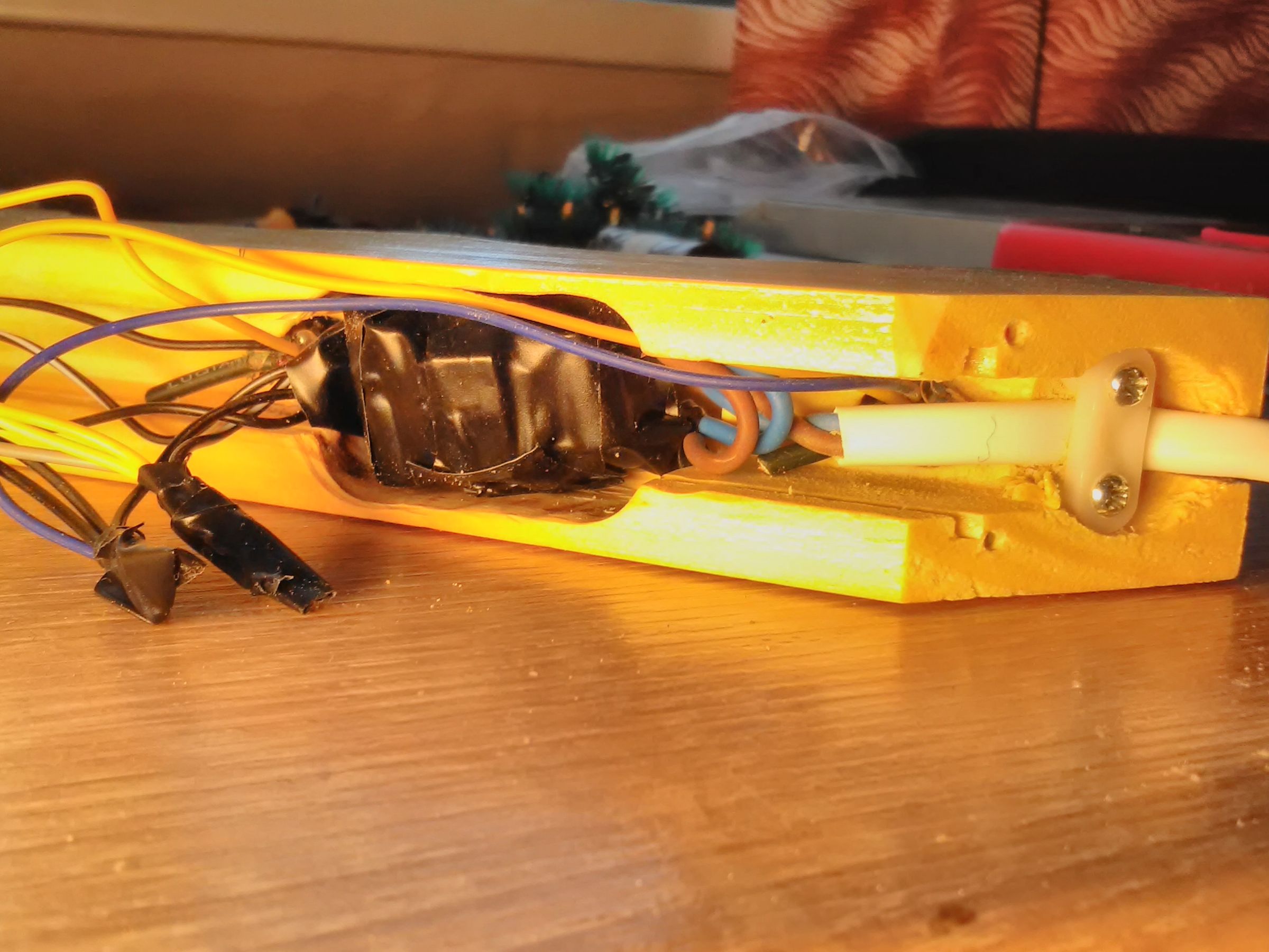 Christmas Decorations Using Flickering LED Candles : 4 Steps ...