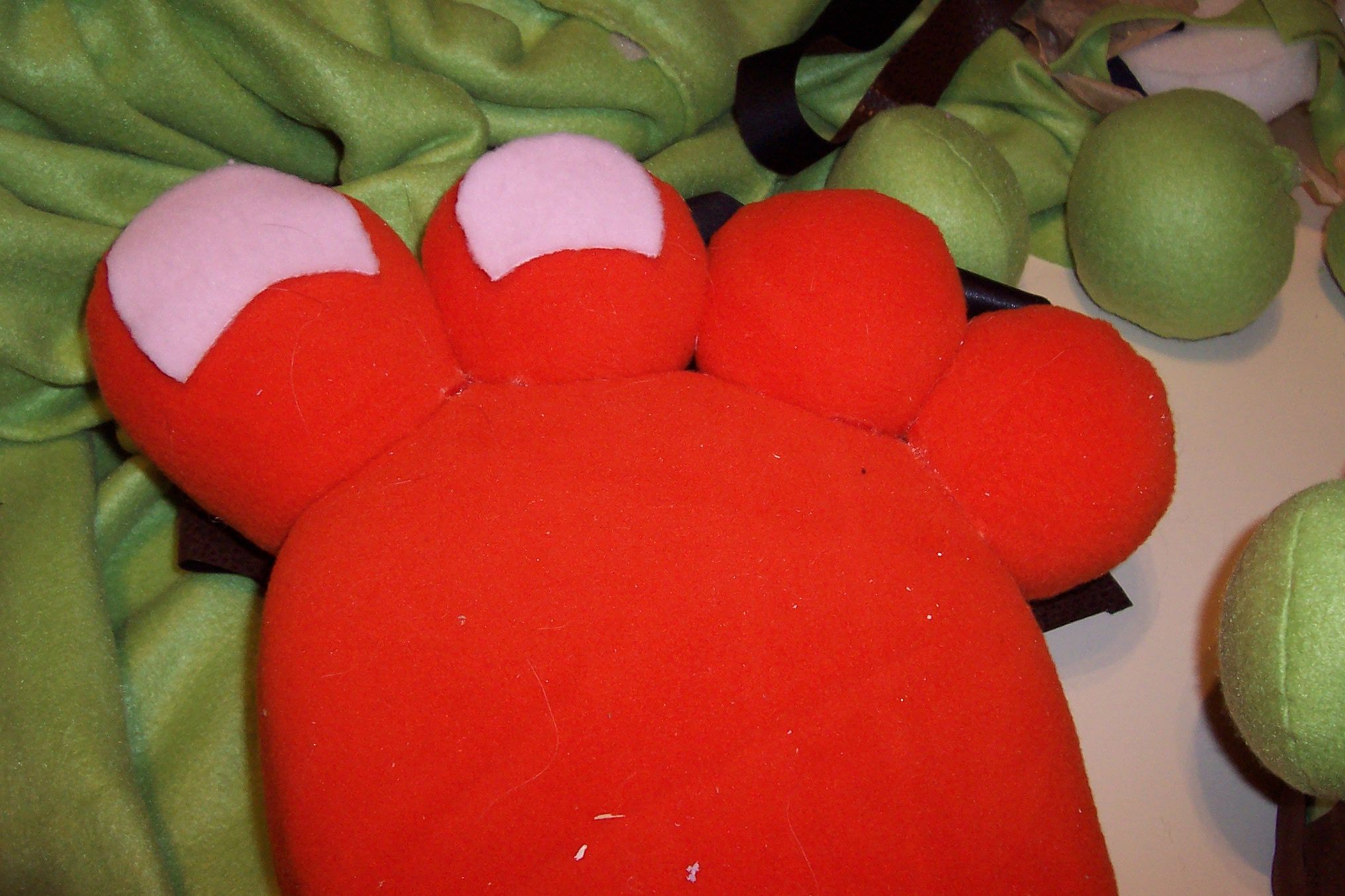 How to Make Monster Feet : 10 Steps - Instructables