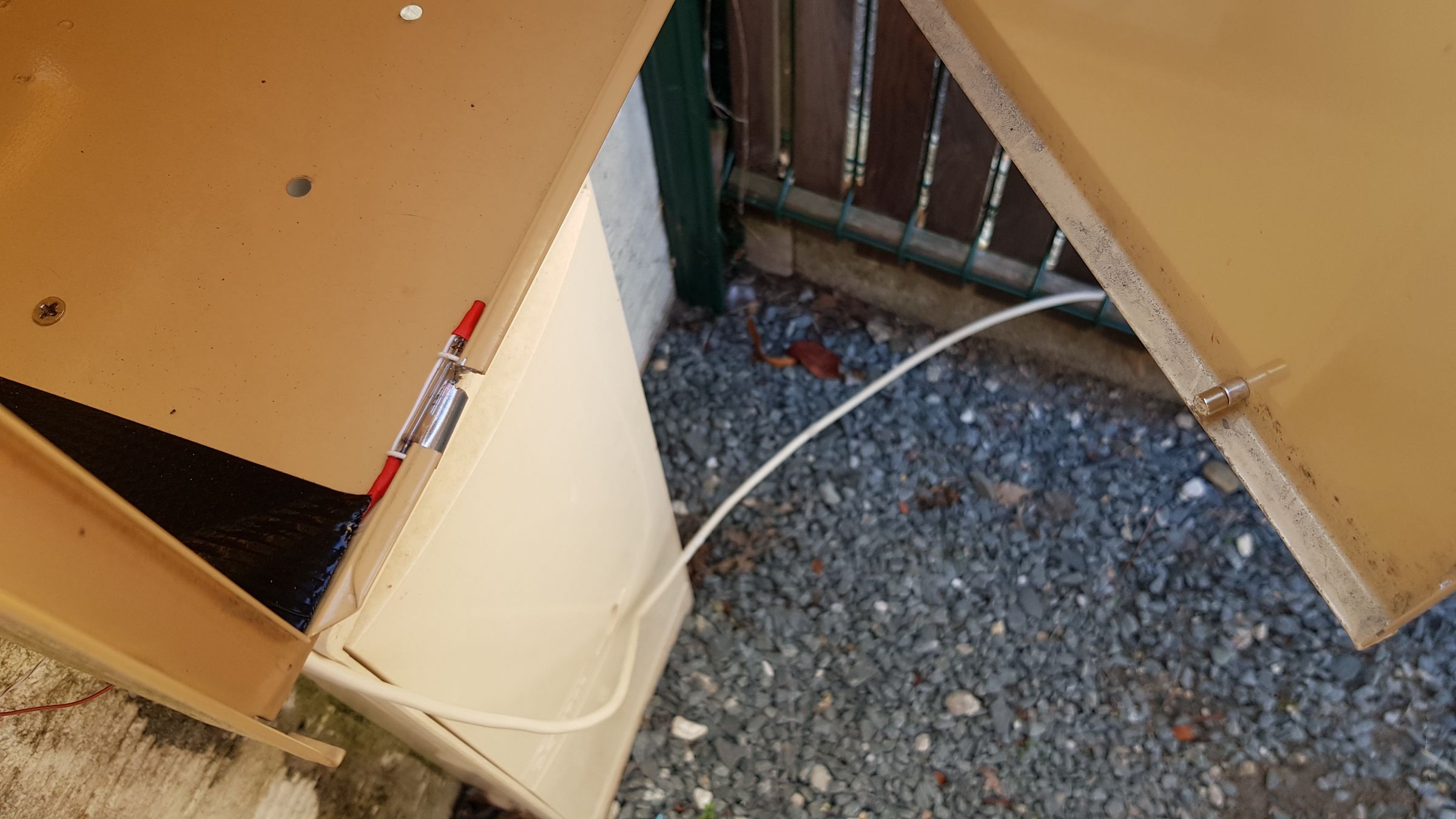 Connected Letterbox Solar Powered : 12 Steps (with Pictures ...