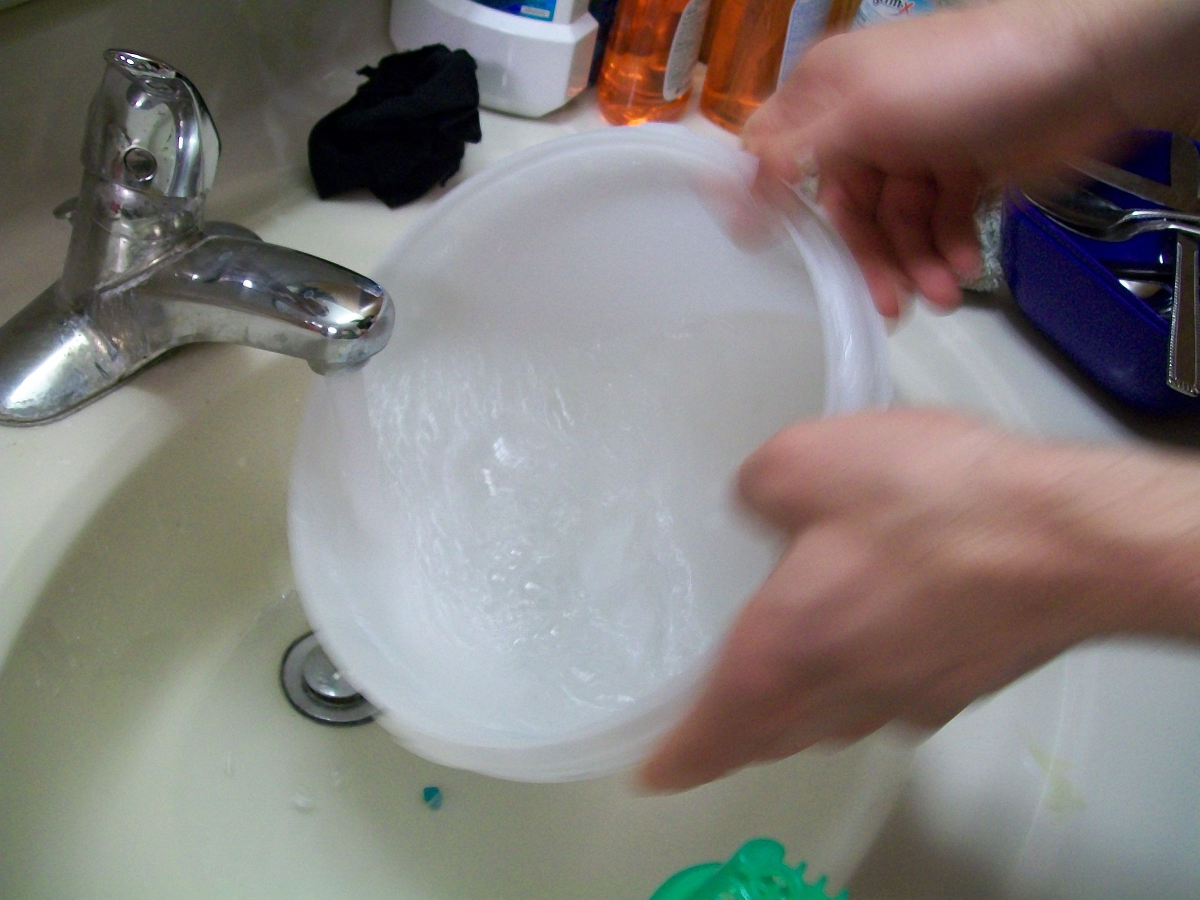 Dirty Tank? Let's Clean It Up! : 10 Steps - Instructables