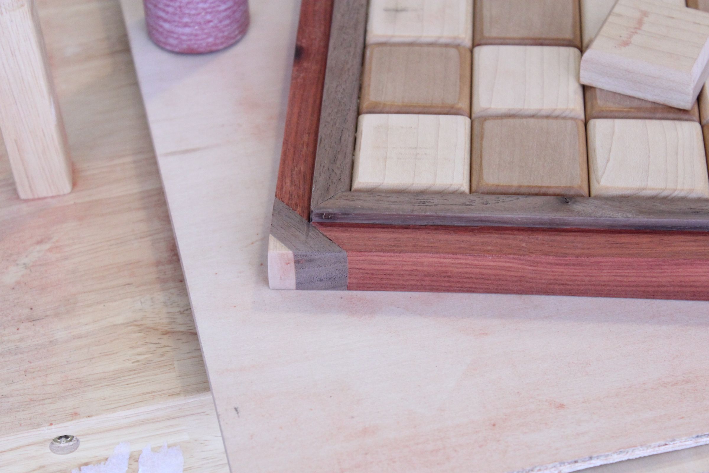 Solid Wood Intarsia Chess-board : 11 Steps (with Pictures) - Instructables