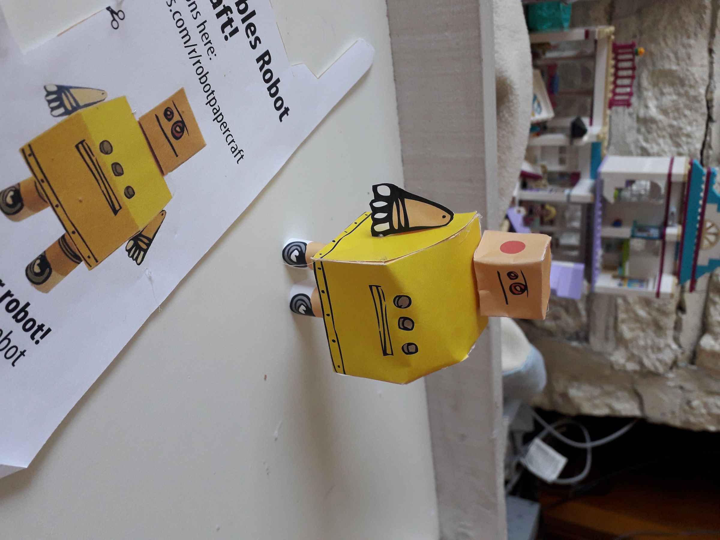 Instructable Paper Moving Robot ! : 10 Steps (with Pictures ...