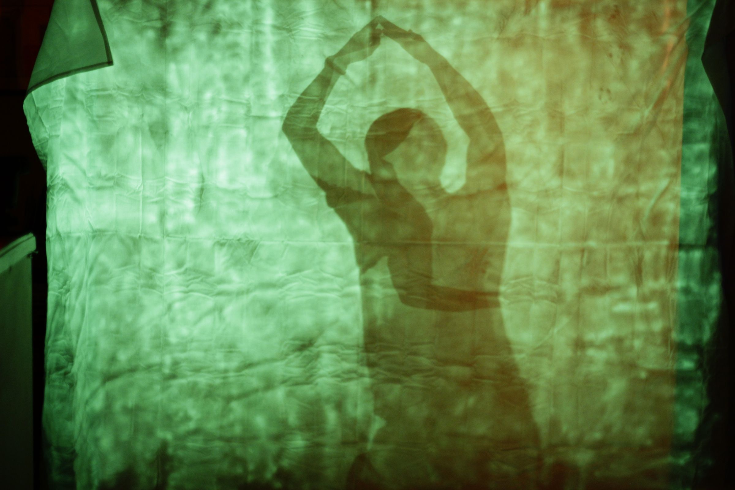 Make a Silhouette Glow Wall : 3 Steps (with Pictures) - Instructables