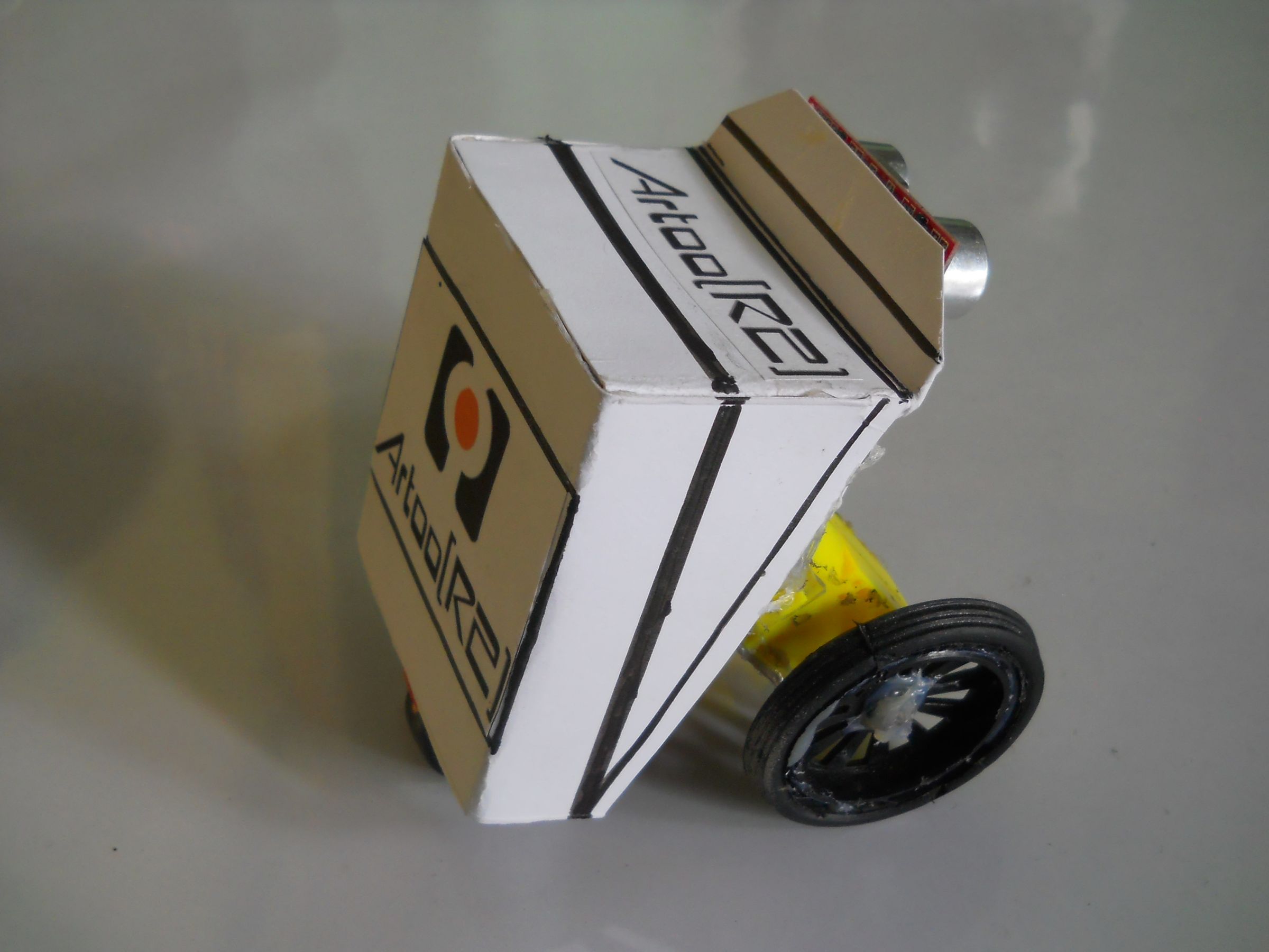 Artoo [R2] (ATtiny2313 Wall Avoiding Robot) : 10 Steps (with Pictures ...