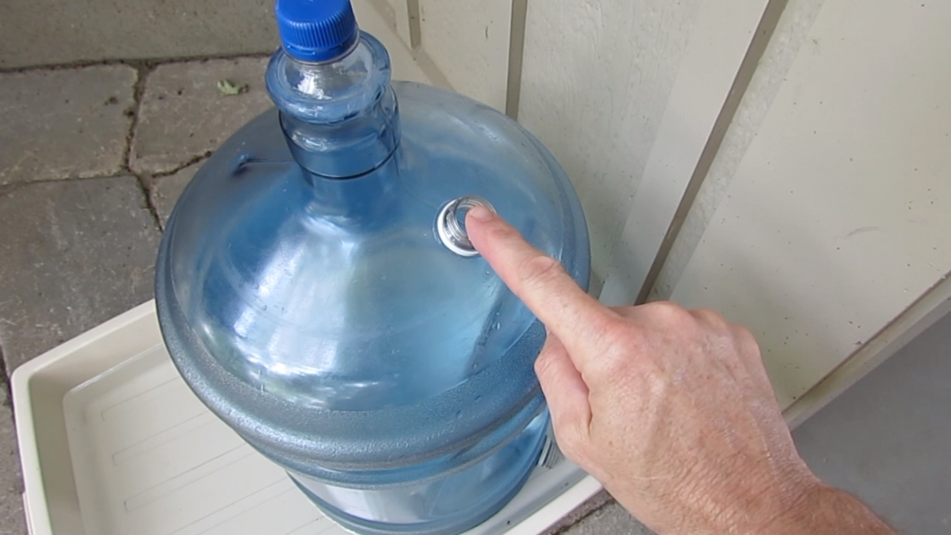 Multi Cat Self Filling Water Dispenser : 14 Steps (with Pictures ...