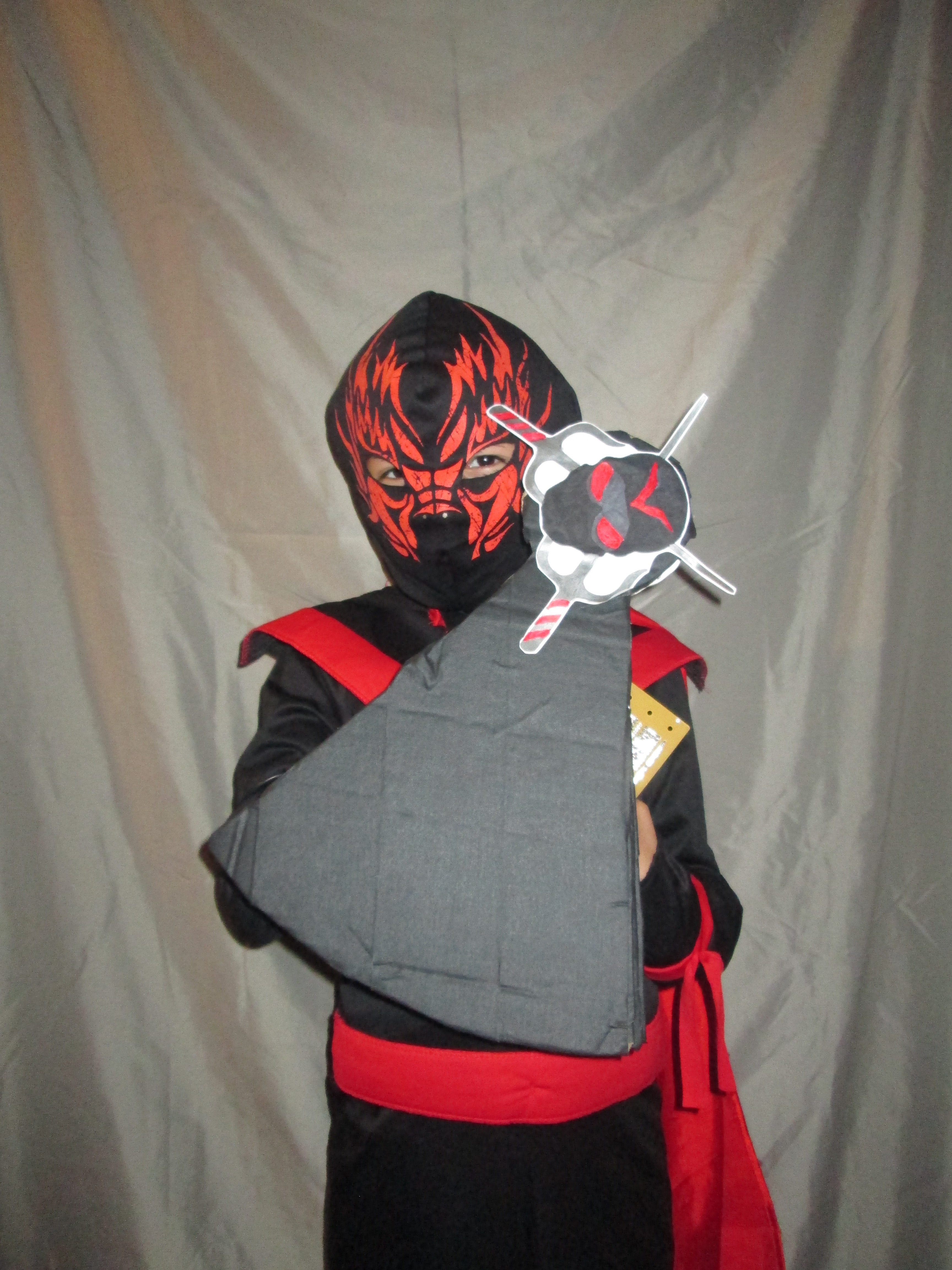 Motorized Evil Shield : 4 Steps (with Pictures) - Instructables