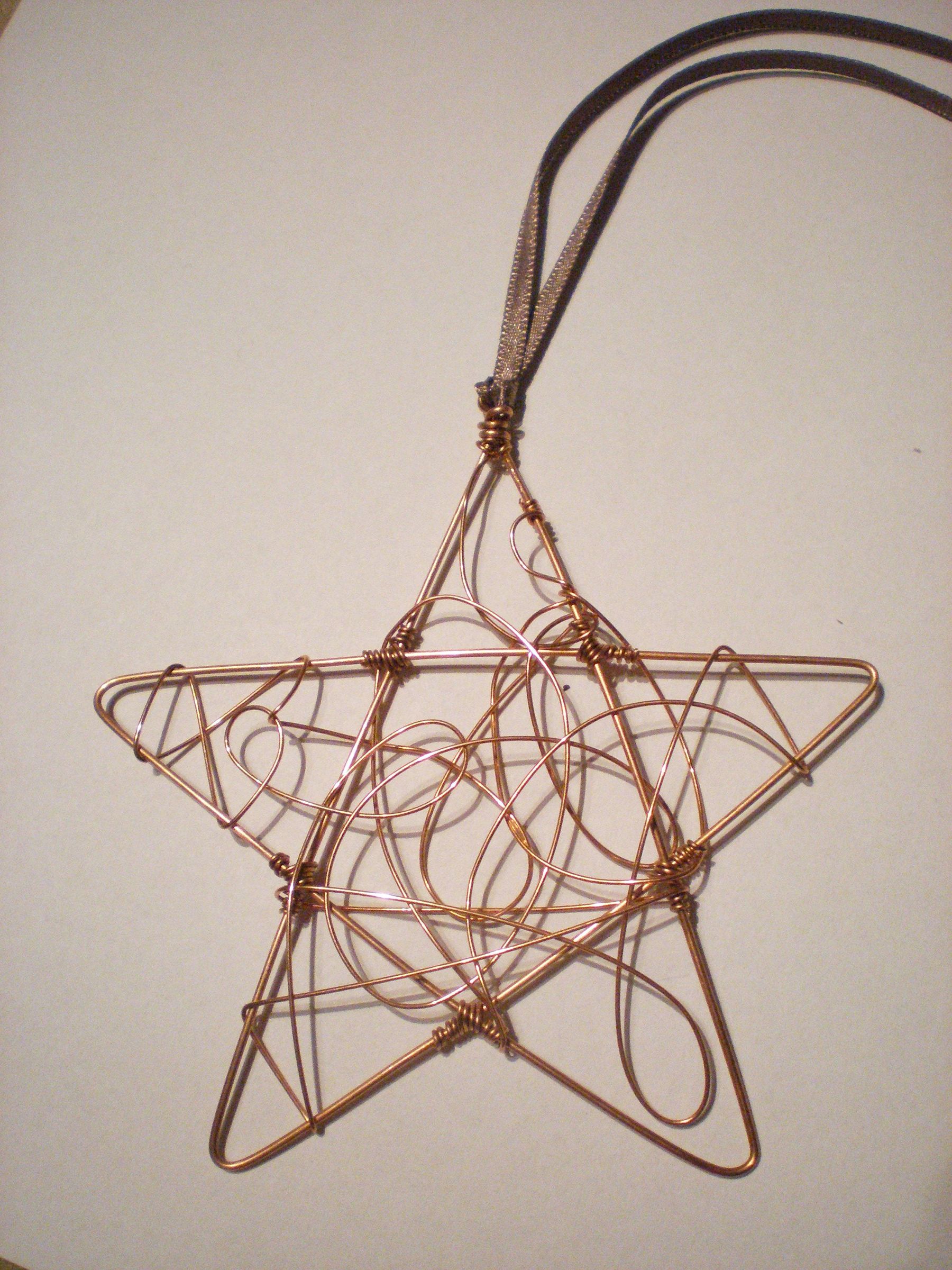 Wire Star Christmas Ornament : 6 Steps - Instructables