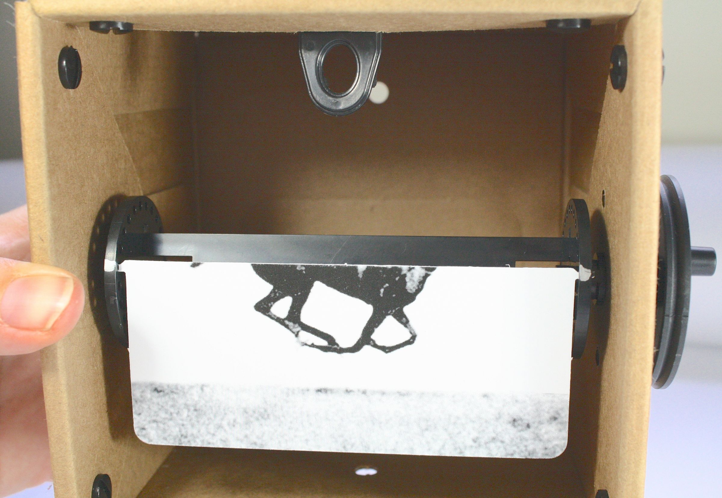 Assemble Your FlipBooKit! : 8 Steps - Instructables