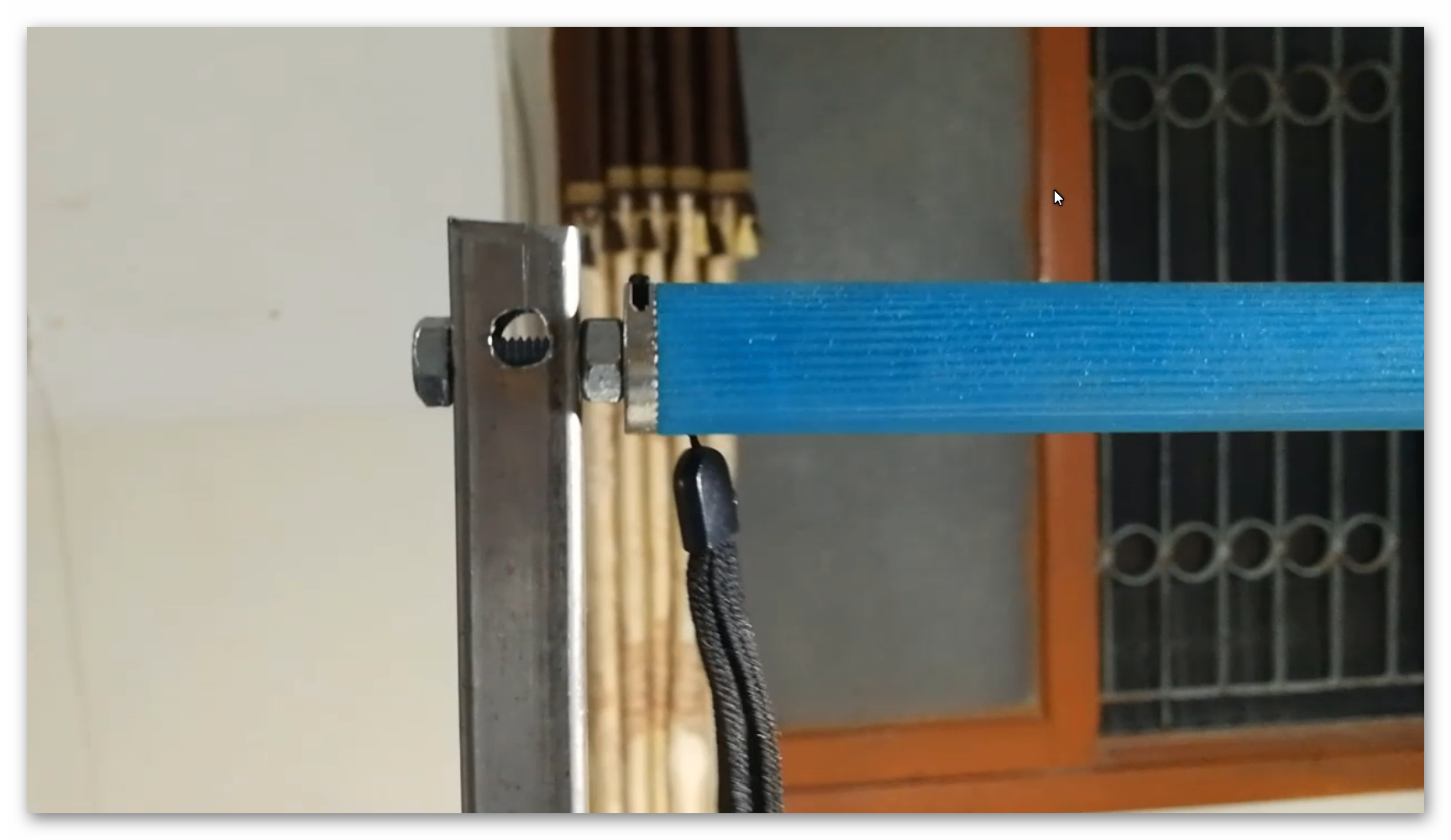 OverHead Camera Mount DIY for Mobile and DSLR : 7 Steps - Instructables