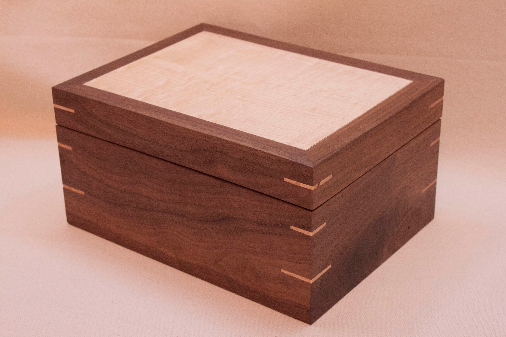 Walnut Keepsake Box | : 12 Steps - Instructables