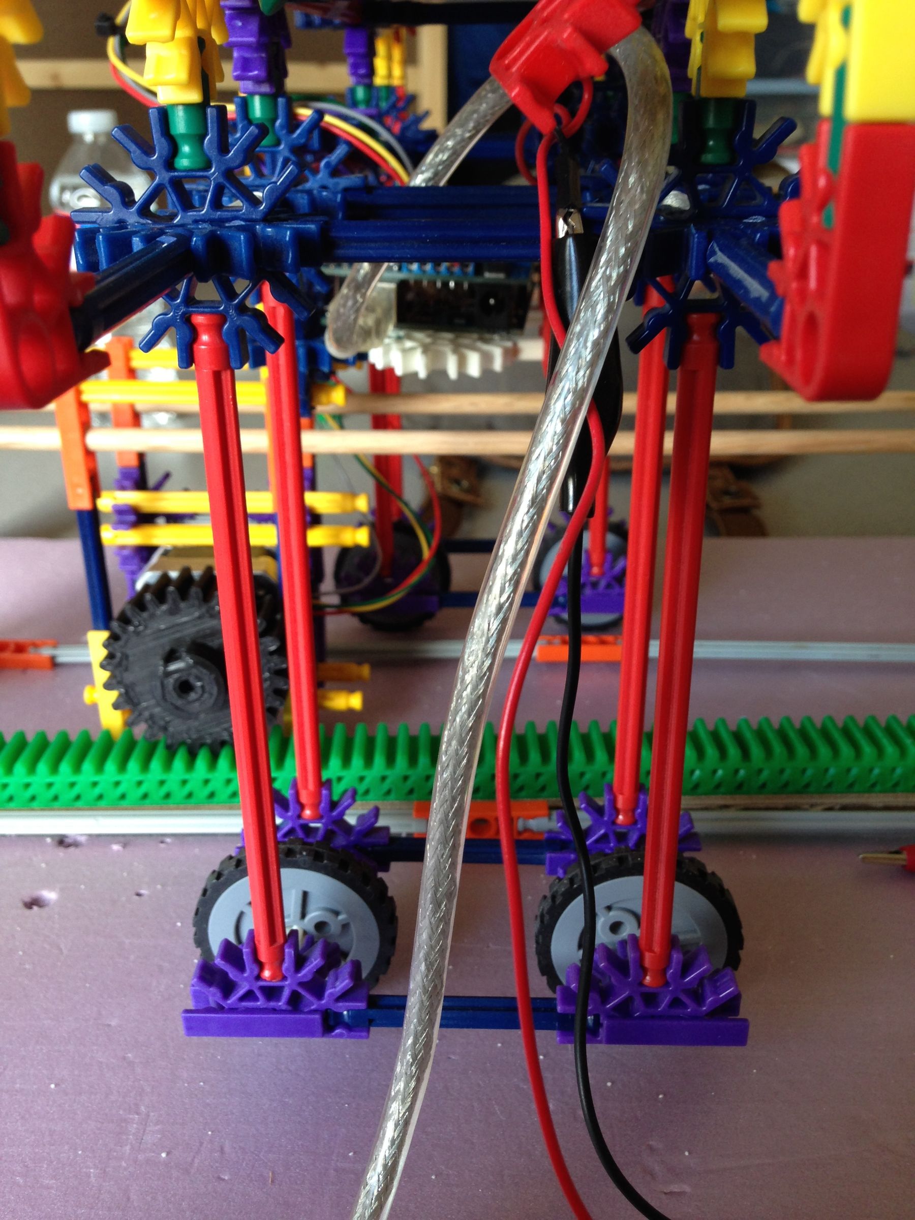 AtmoSPHERE (XY Table From K'nex + Human Movement Visualization) : 6 ...