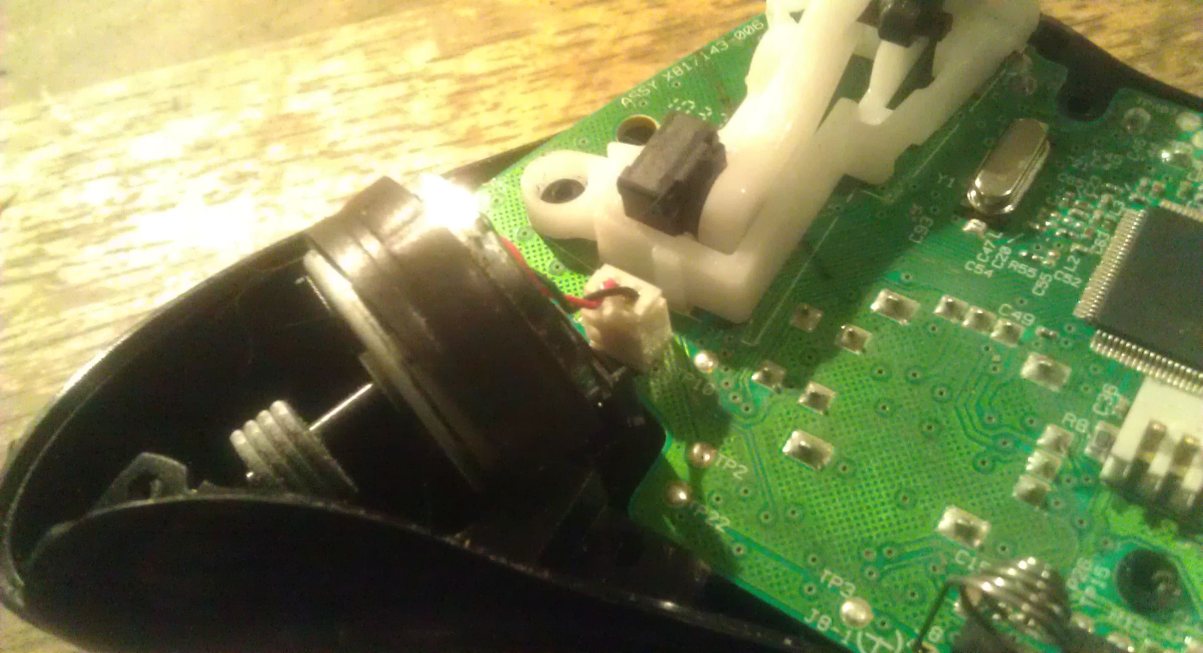 Dirty Sticky Xbox 360 Controller Fix : 9 Steps - Instructables