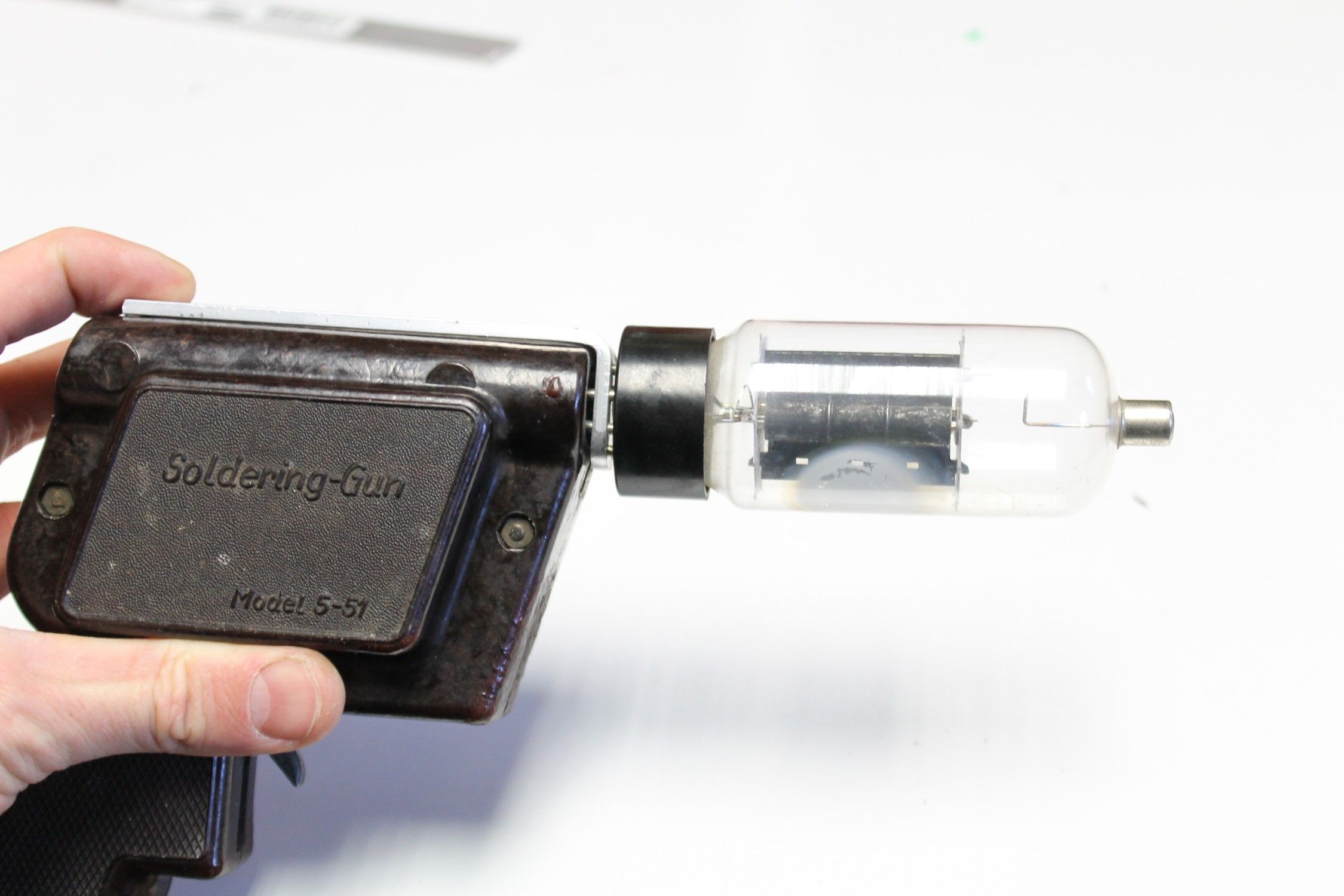 Ray Gun With Laser Sound Effects : 19 Steps (with Pictures) - Instructables