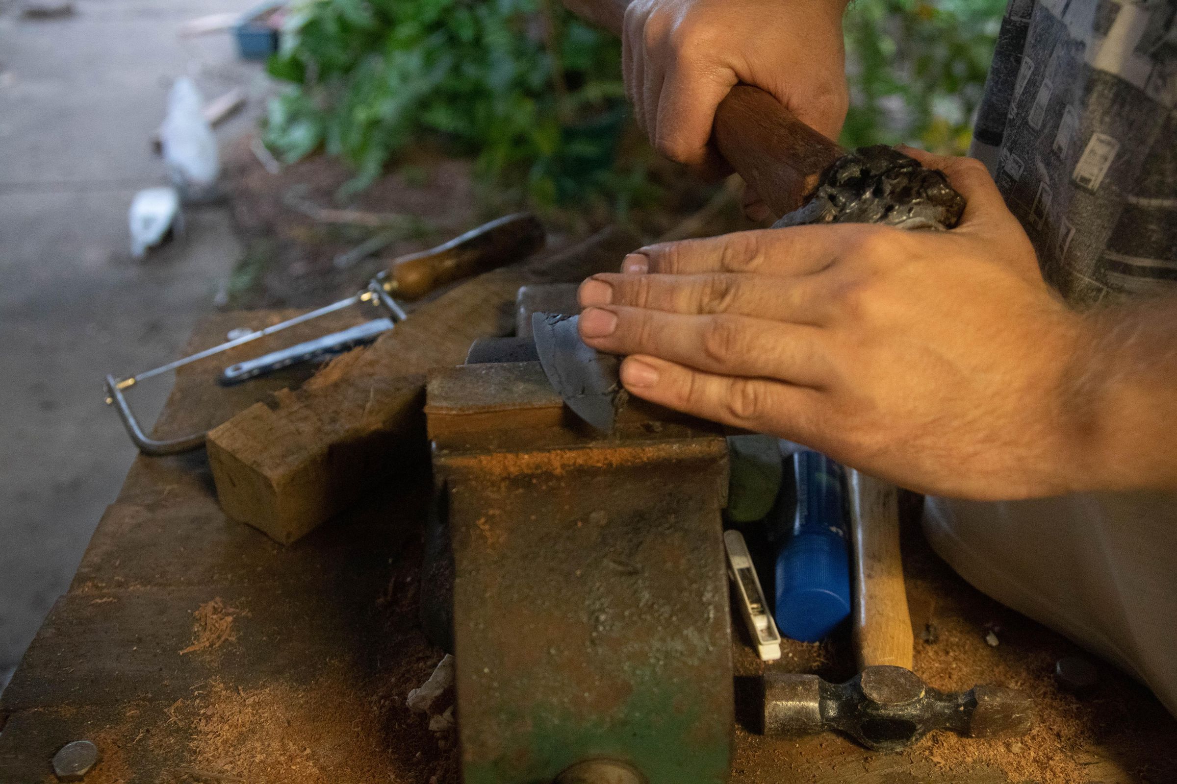 Axe Made From Bike Chain and an Old Rasp. Aka: Mad Maxe! : 13 Steps ...
