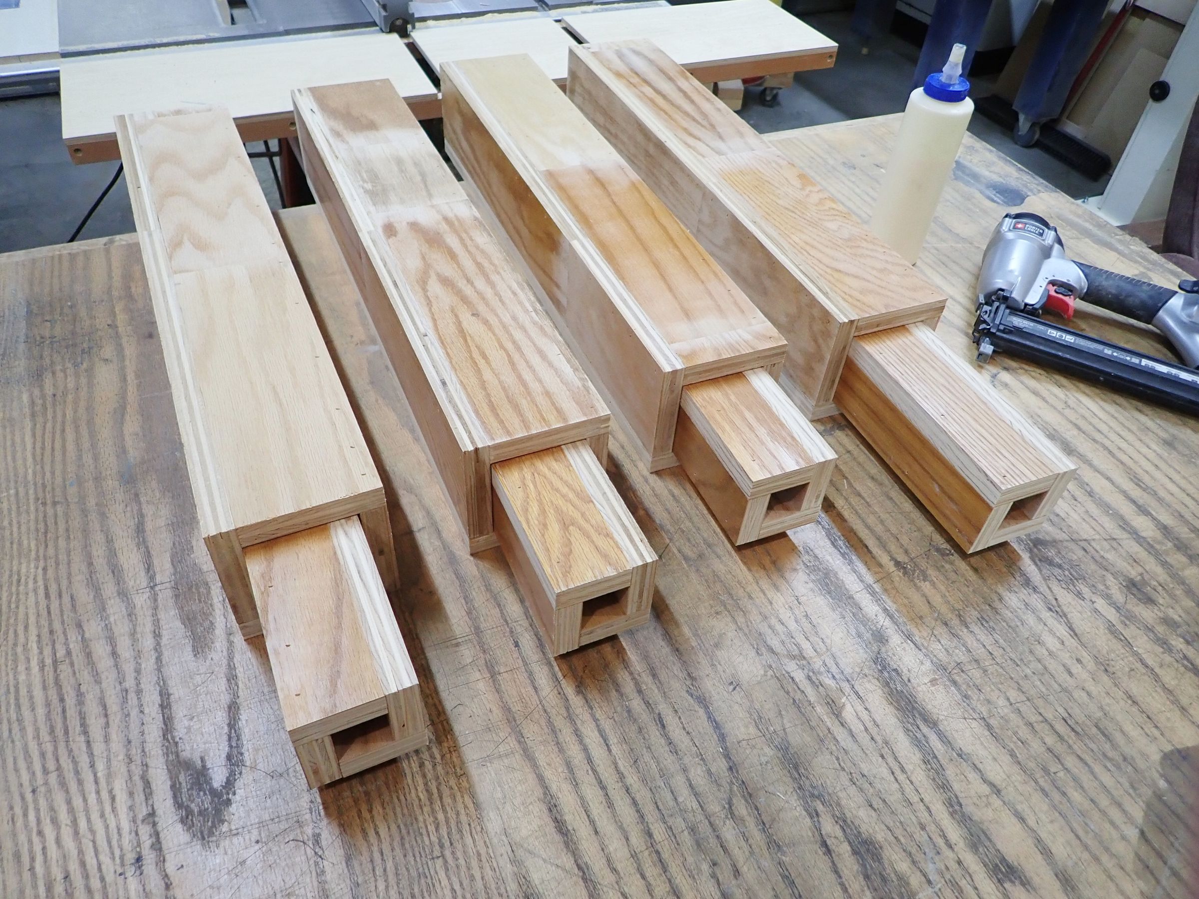 Make an Adjustable-Height Table With a Car Jack : 16 Steps (with ...