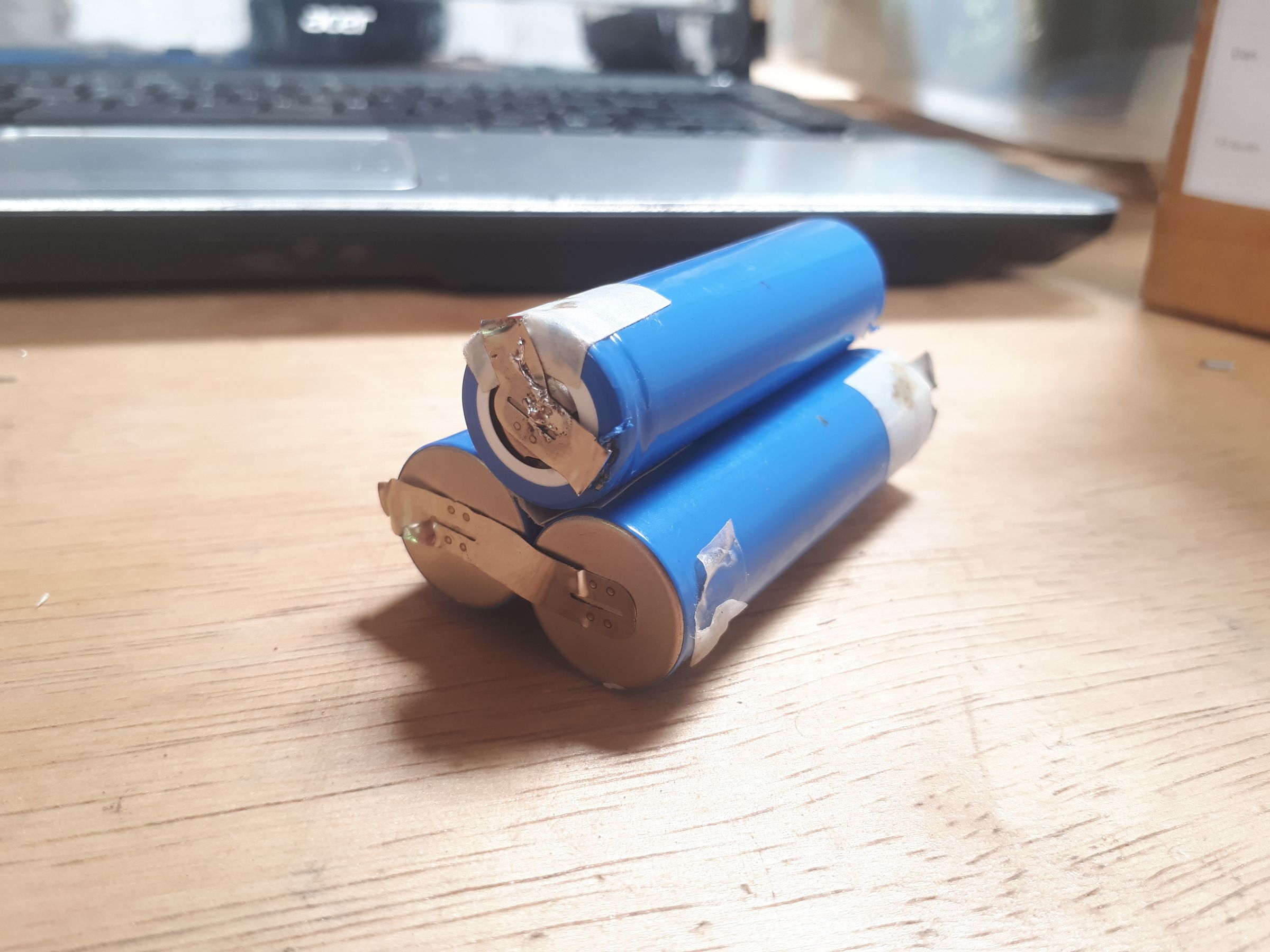 Bamboo Torch From Old Laptop Battery : 10 Steps - Instructables