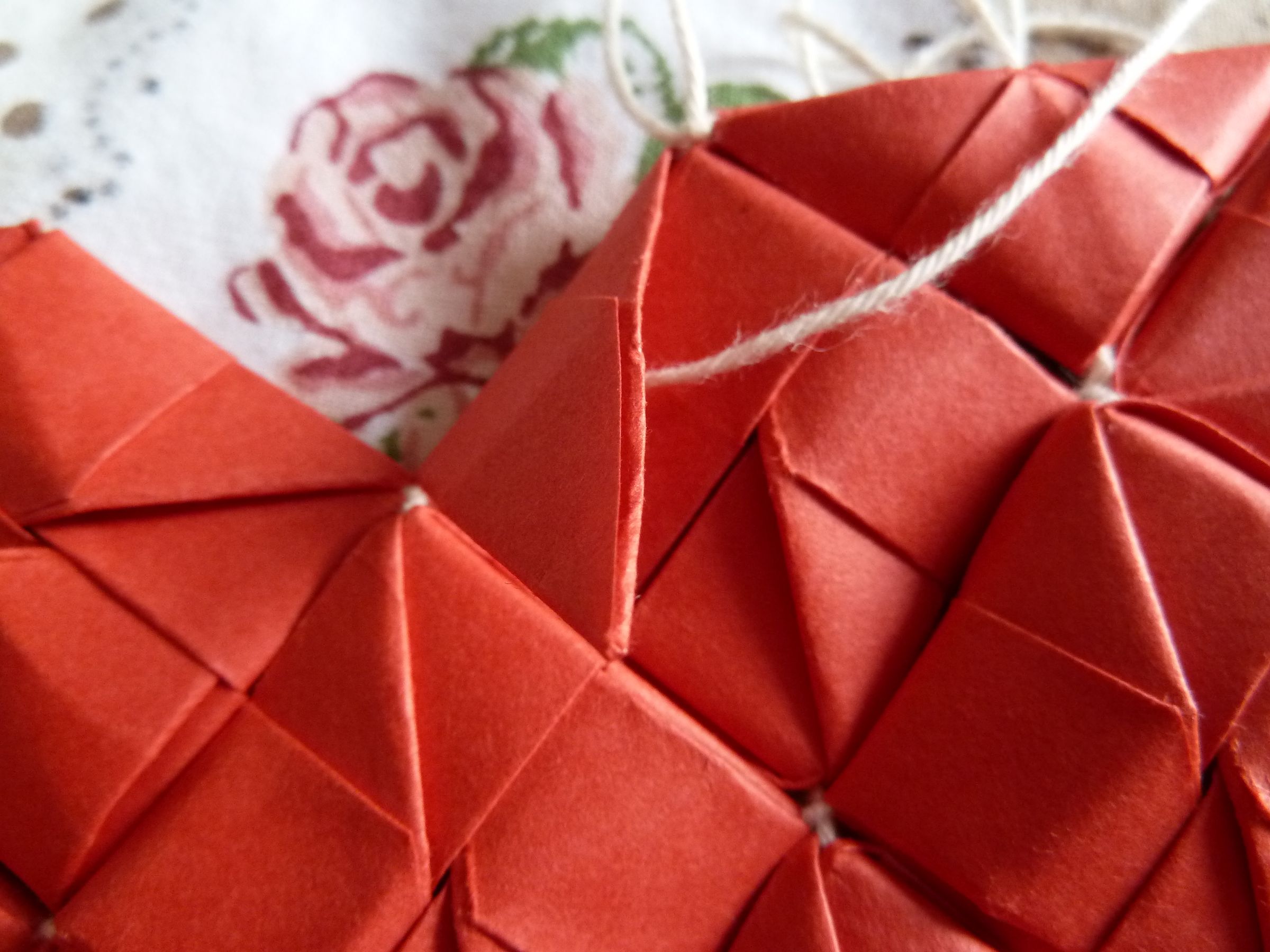 Paper Heart Decorations : 16 Steps (with Pictures) - Instructables