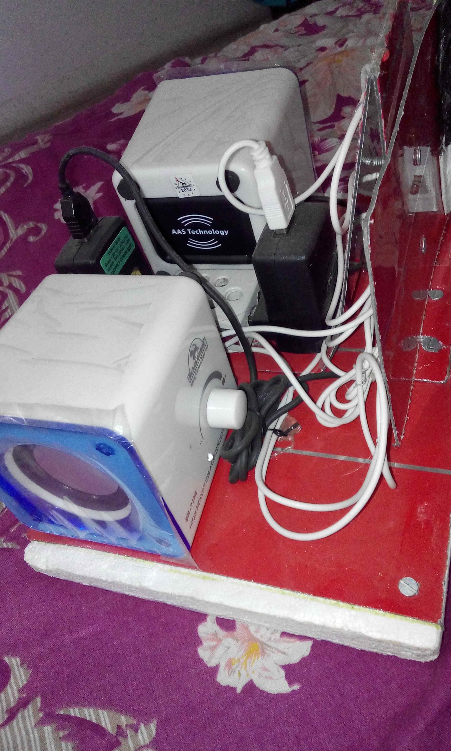 Tablet Docking Station - Instructables