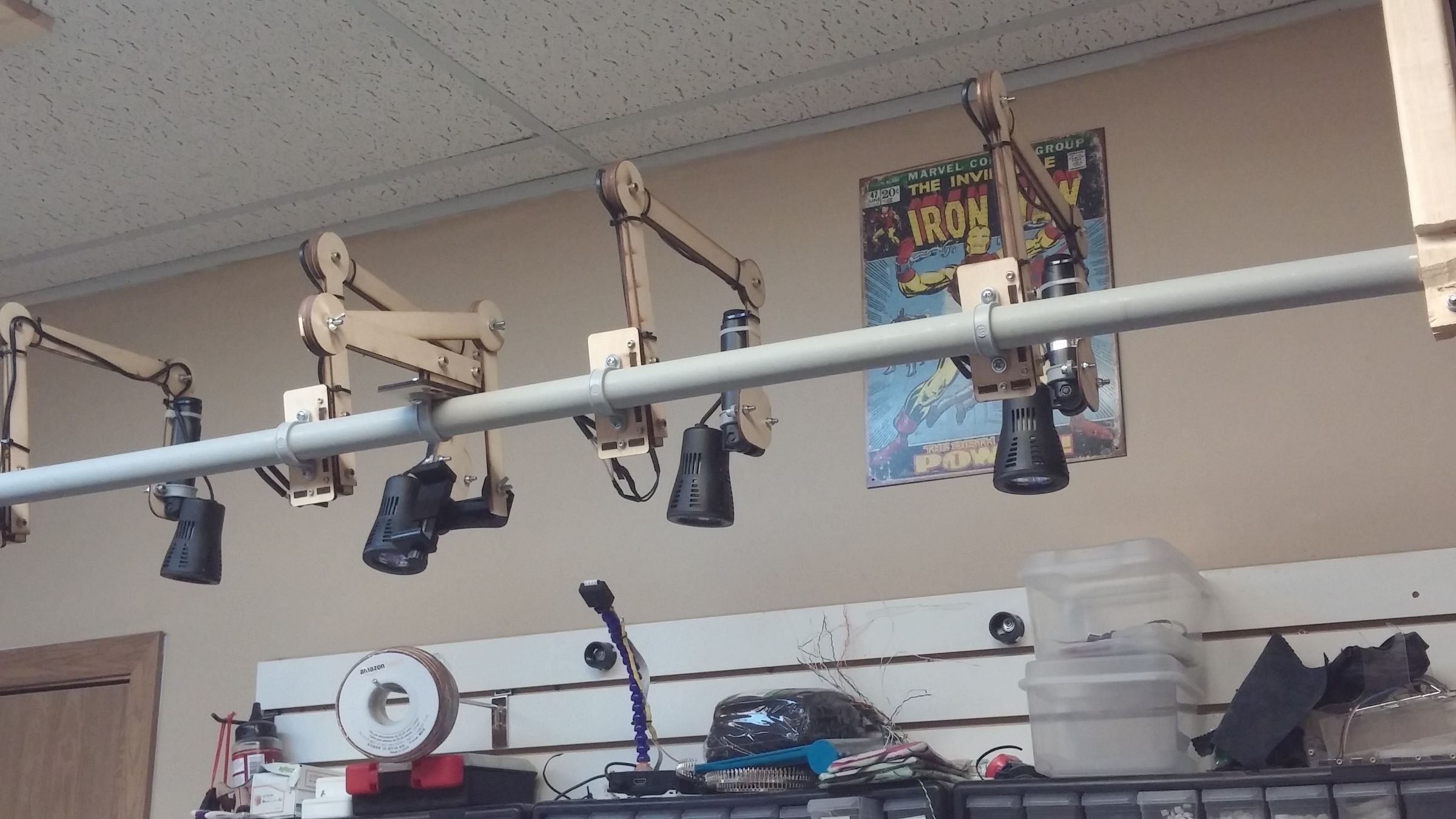 PVC Articulating Lights Mount : 7 Steps (with Pictures) - Instructables