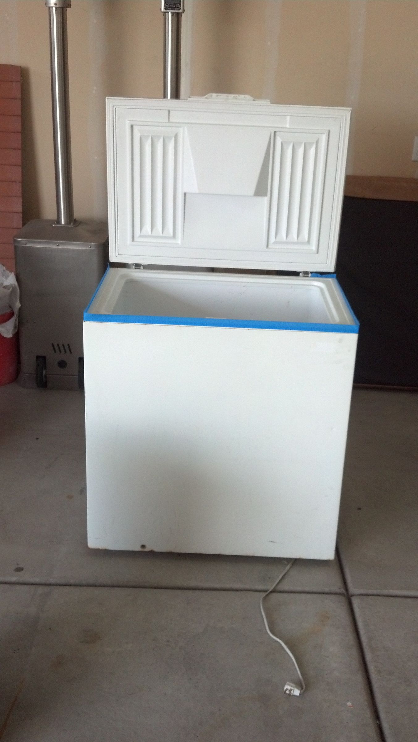 How to Build a Keezer With a 3 Tap Tower (chilled Tower) : 8 Steps ...