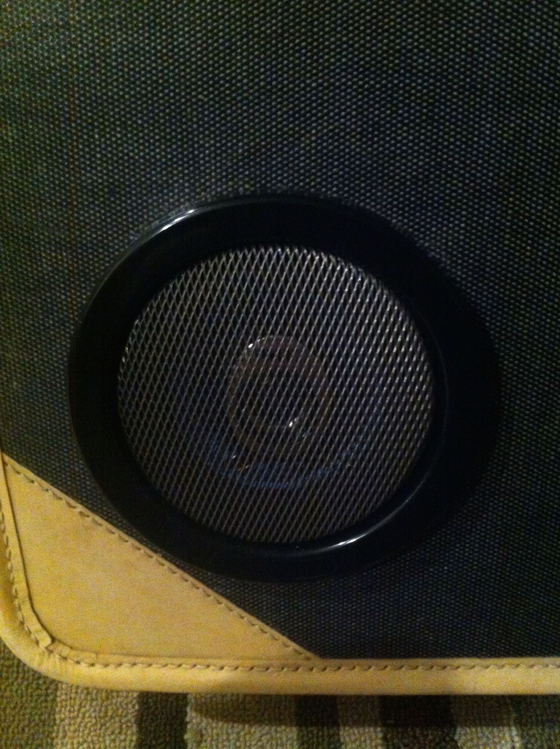 Vintage Beat Box Suitcase : 7 Steps (with Pictures) - Instructables