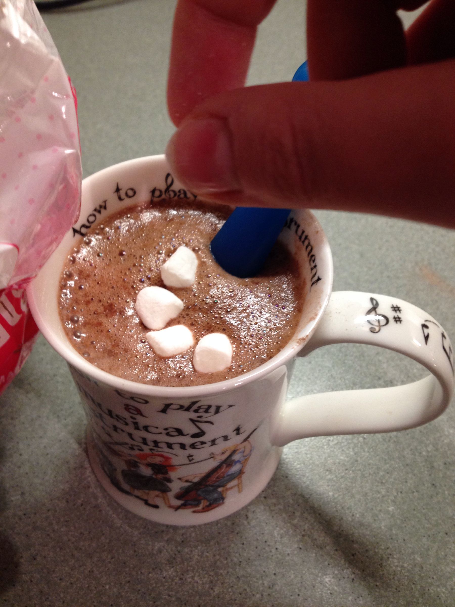 Perfect Hot Chocolate (instant)! : 6 Steps - Instructables
