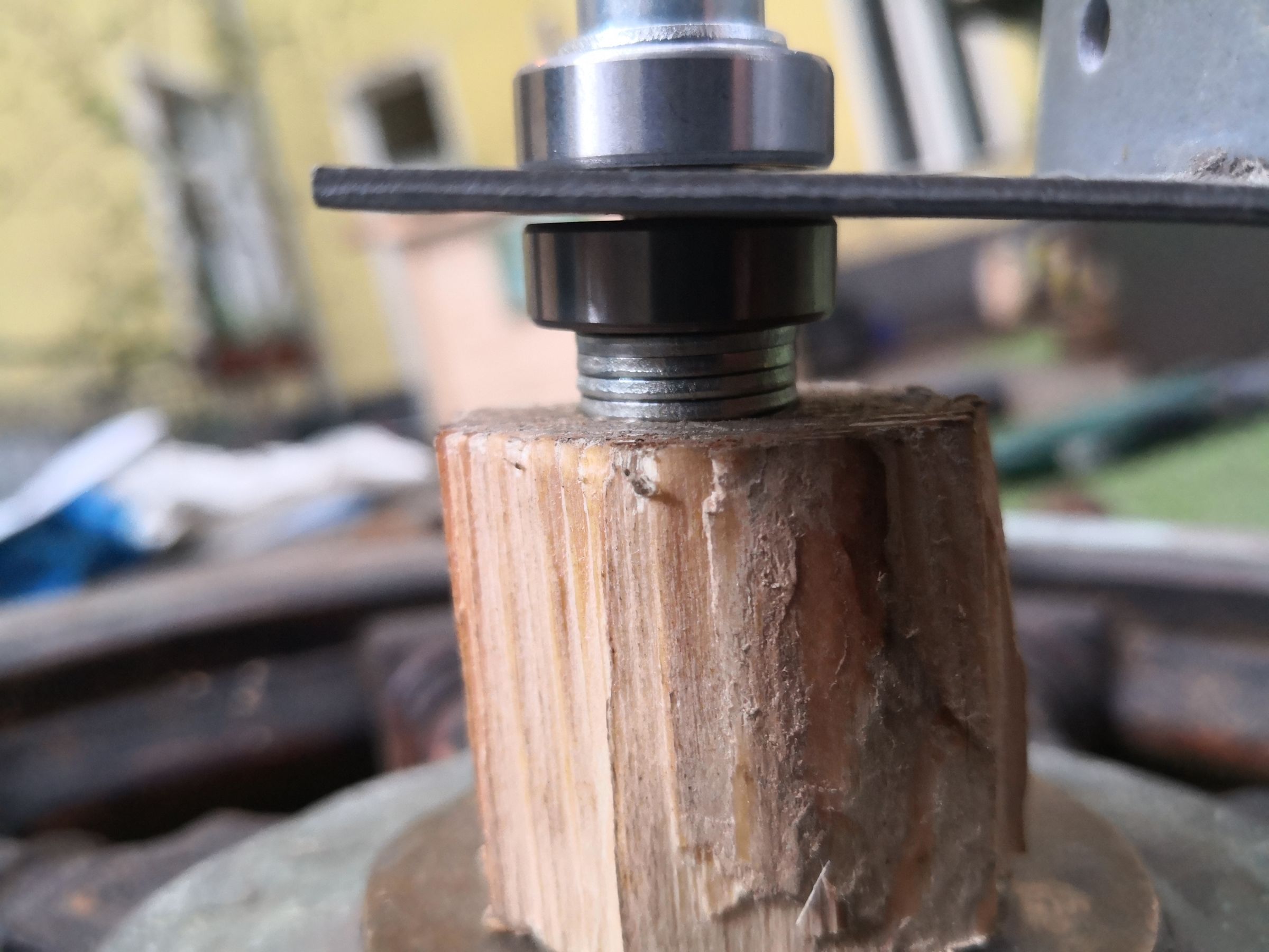 How to Wall Mount a Ship Wheel & Make It Spin! : 5 Steps (with Pictures ...