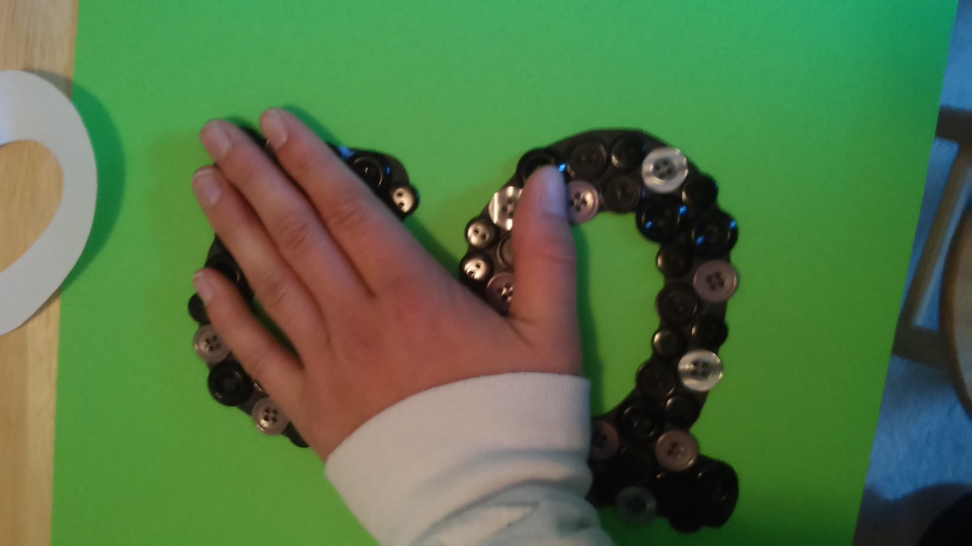 Button Letter Art : 5 Steps - Instructables