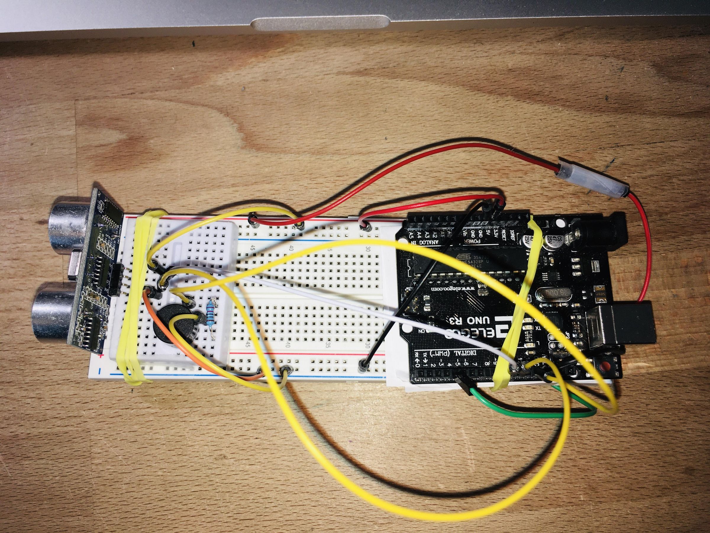 Battery-Powered Ultrasonic Distance Detector for Moving in the Darkness ...