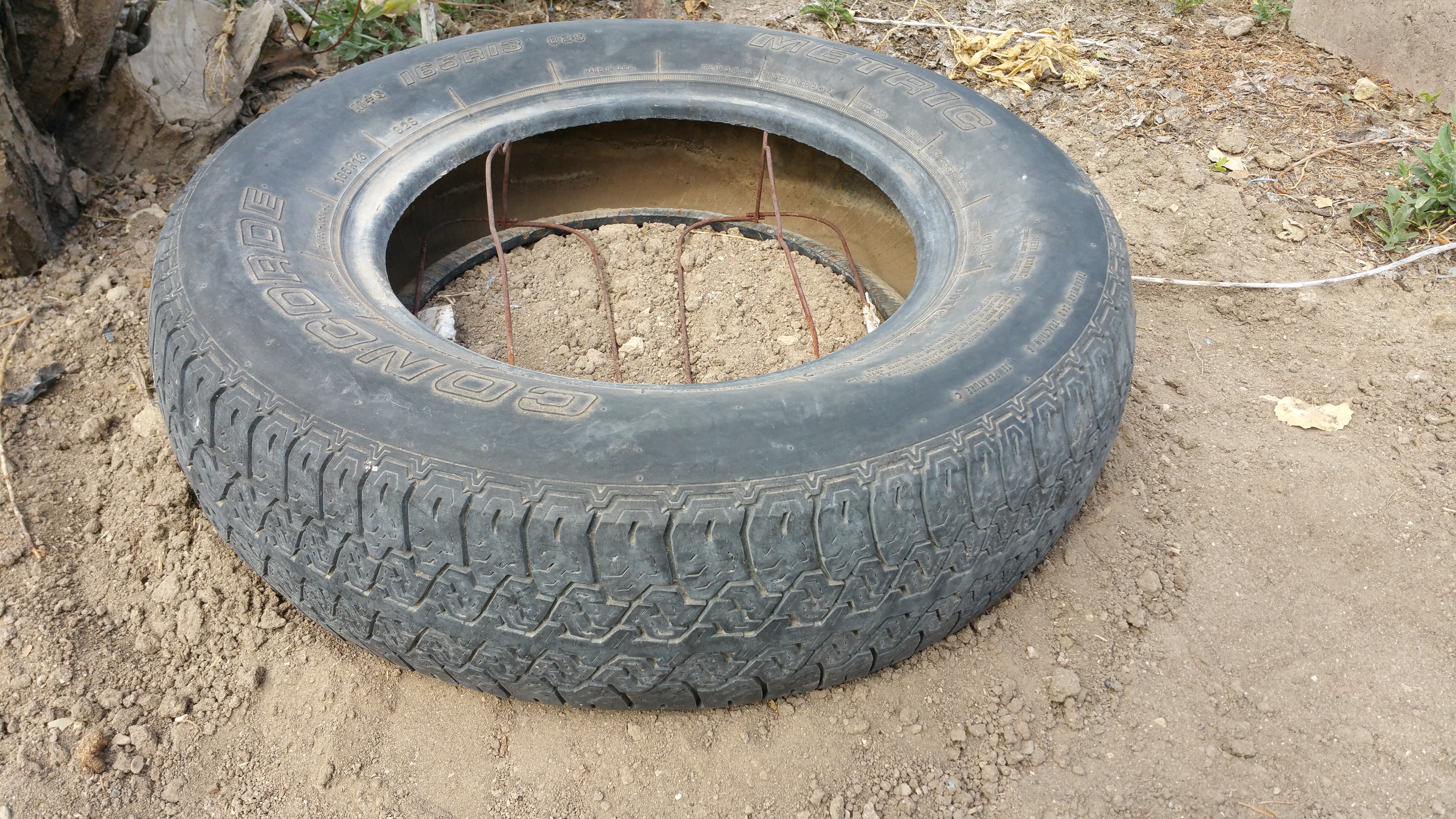 Concrete Tire Piers : 8 Steps (with Pictures) - Instructables