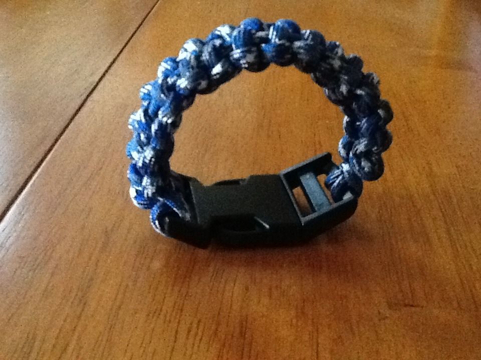 Stitched Solomon Paracord Bracelet : 10 Steps - Instructables
