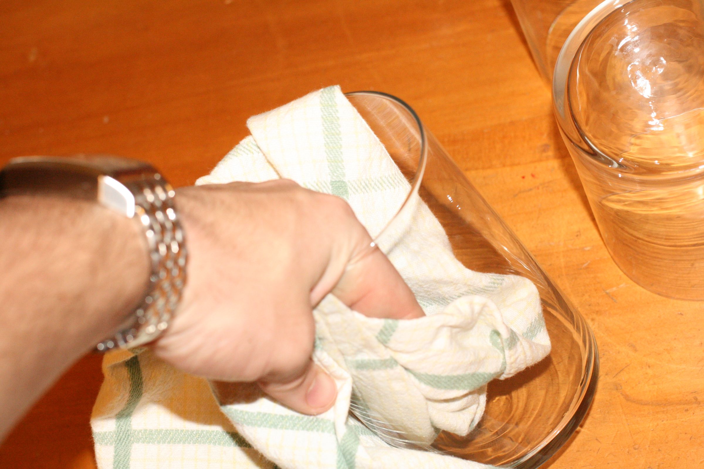 Making Yarn-Wraped Painted Jars : 6 Steps (with Pictures) - Instructables