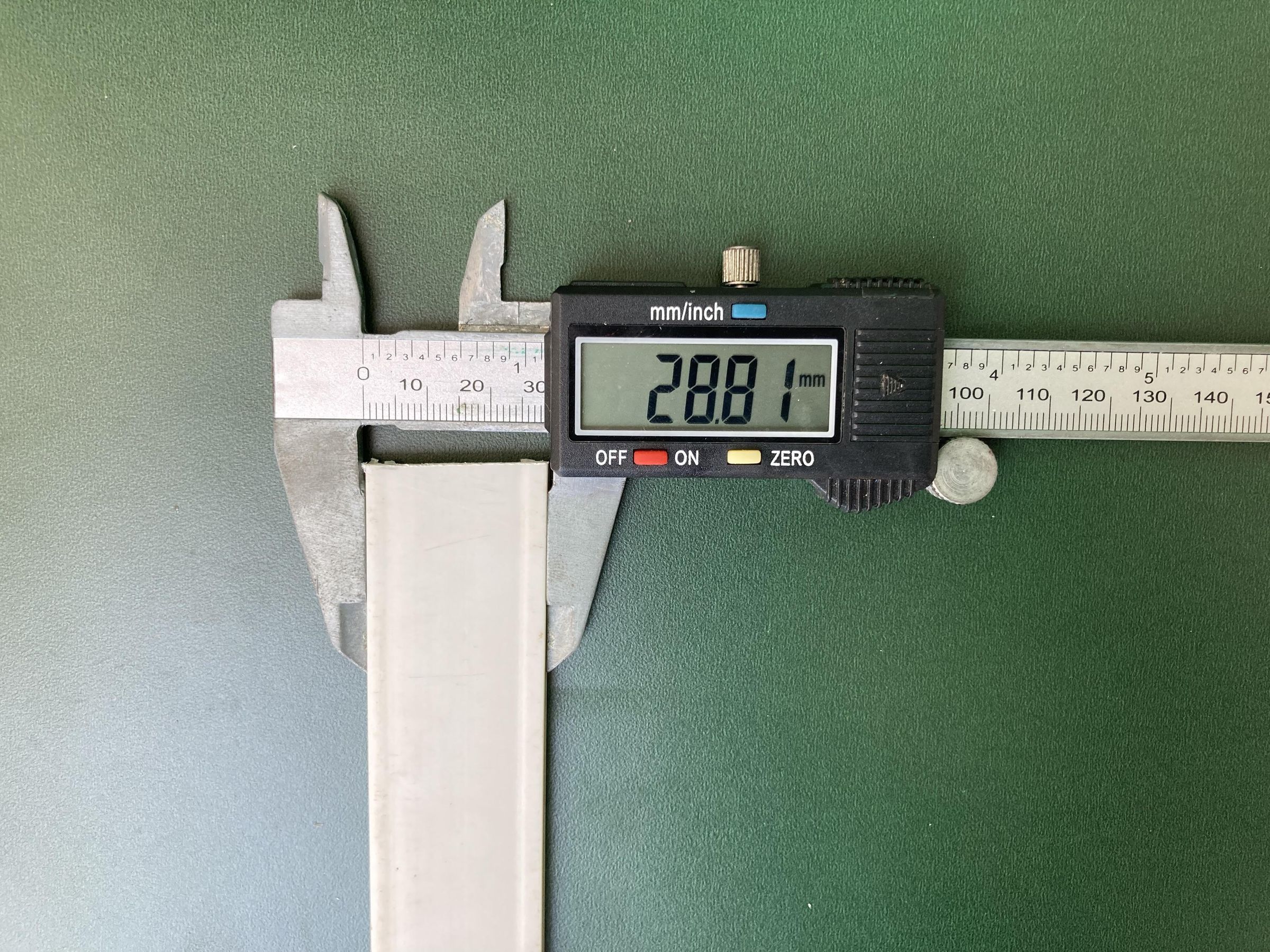 Paper Cutter : 10 Steps (with Pictures) - Instructables