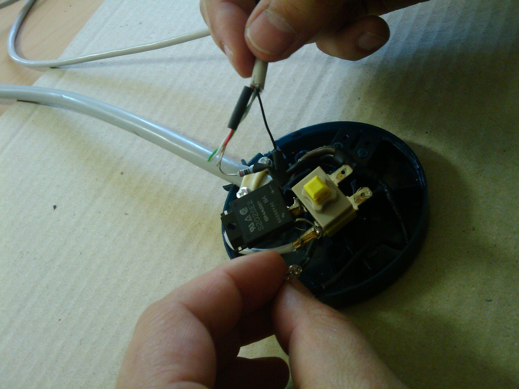 Smart Master/Slave Power Strip for Your PC [mod] (self Shutdown But ...