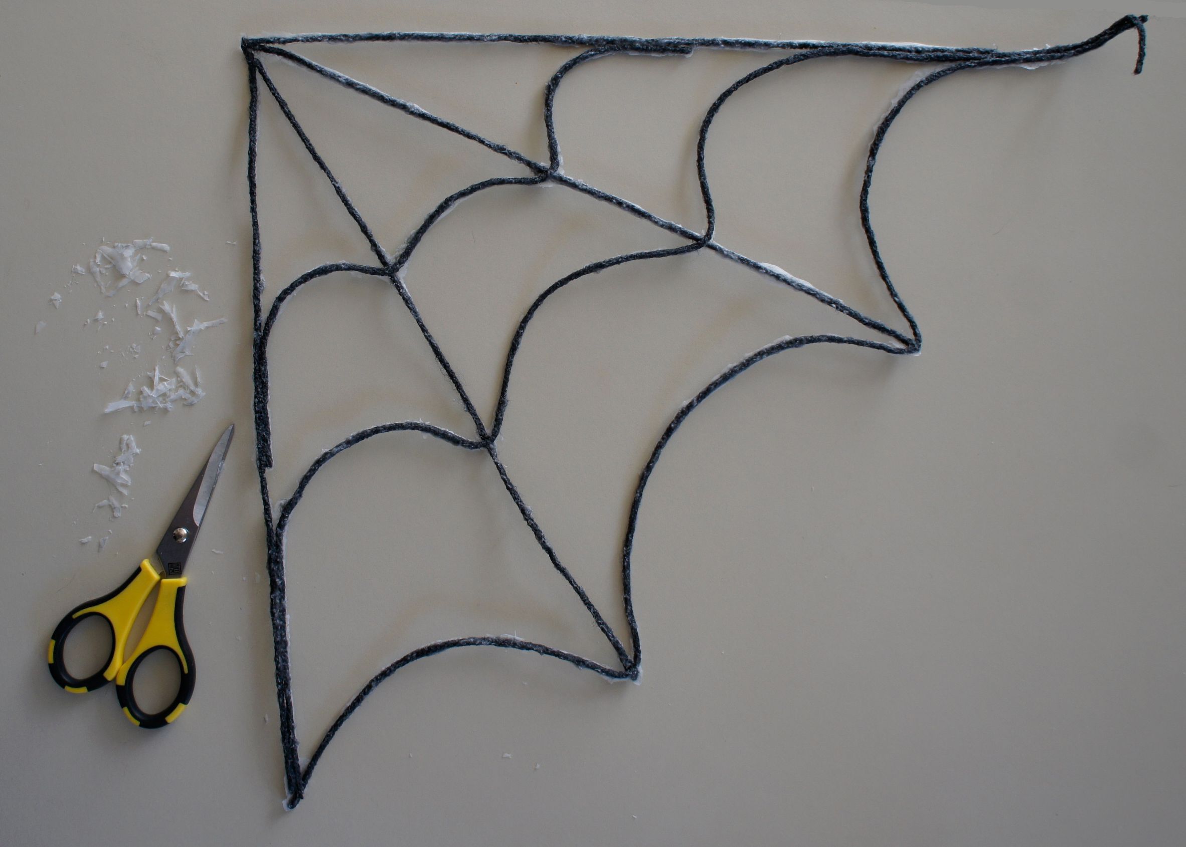 Spinning Spider Webs : 12 Steps (with Pictures) - Instructables