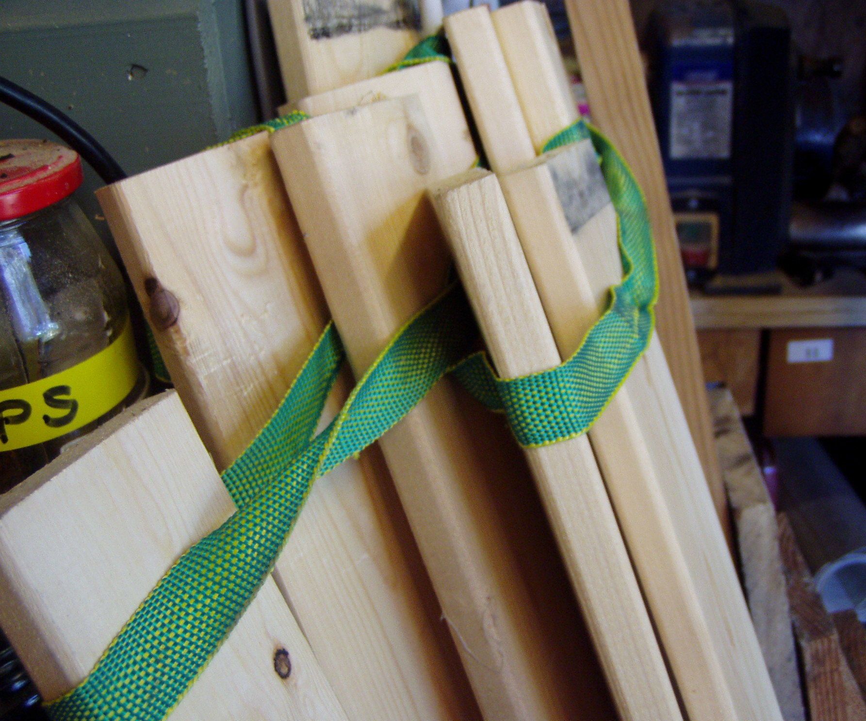 Four Shelves and a Bedstead : 3 Steps - Instructables