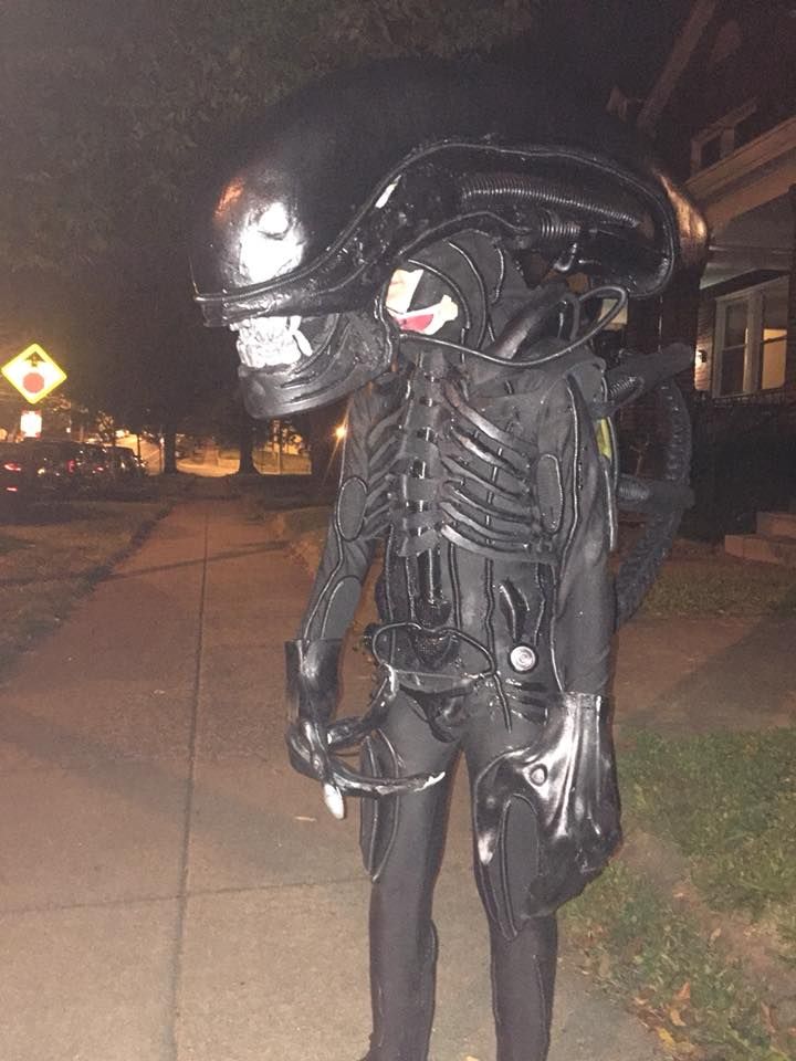 Xenomorph Costume For Kids DIY CARDBOARD ALIEN MASK COSTUME